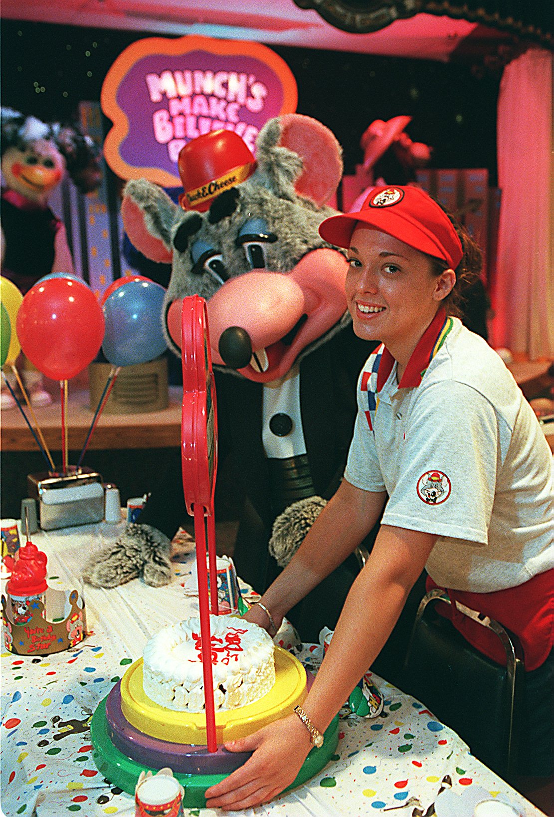 Vintage Photos: A look back at Chuck E. Cheese over the years ...