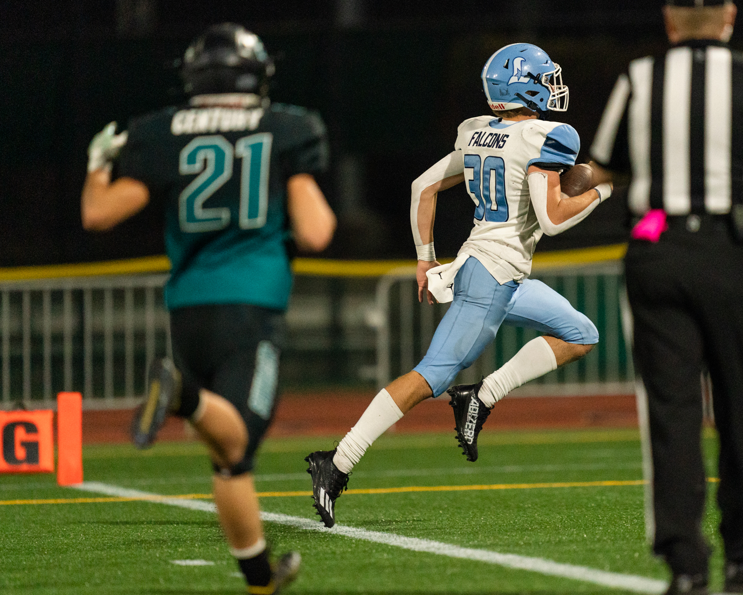 Liberty Falcons vs Century Jaguars football - oregonlive.com