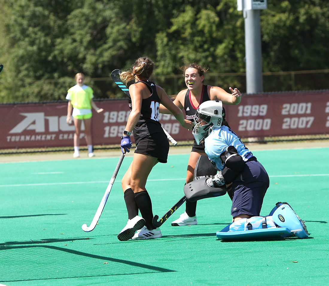 UMass Field Hockey vs Maine 8/27/22 - masslive.com