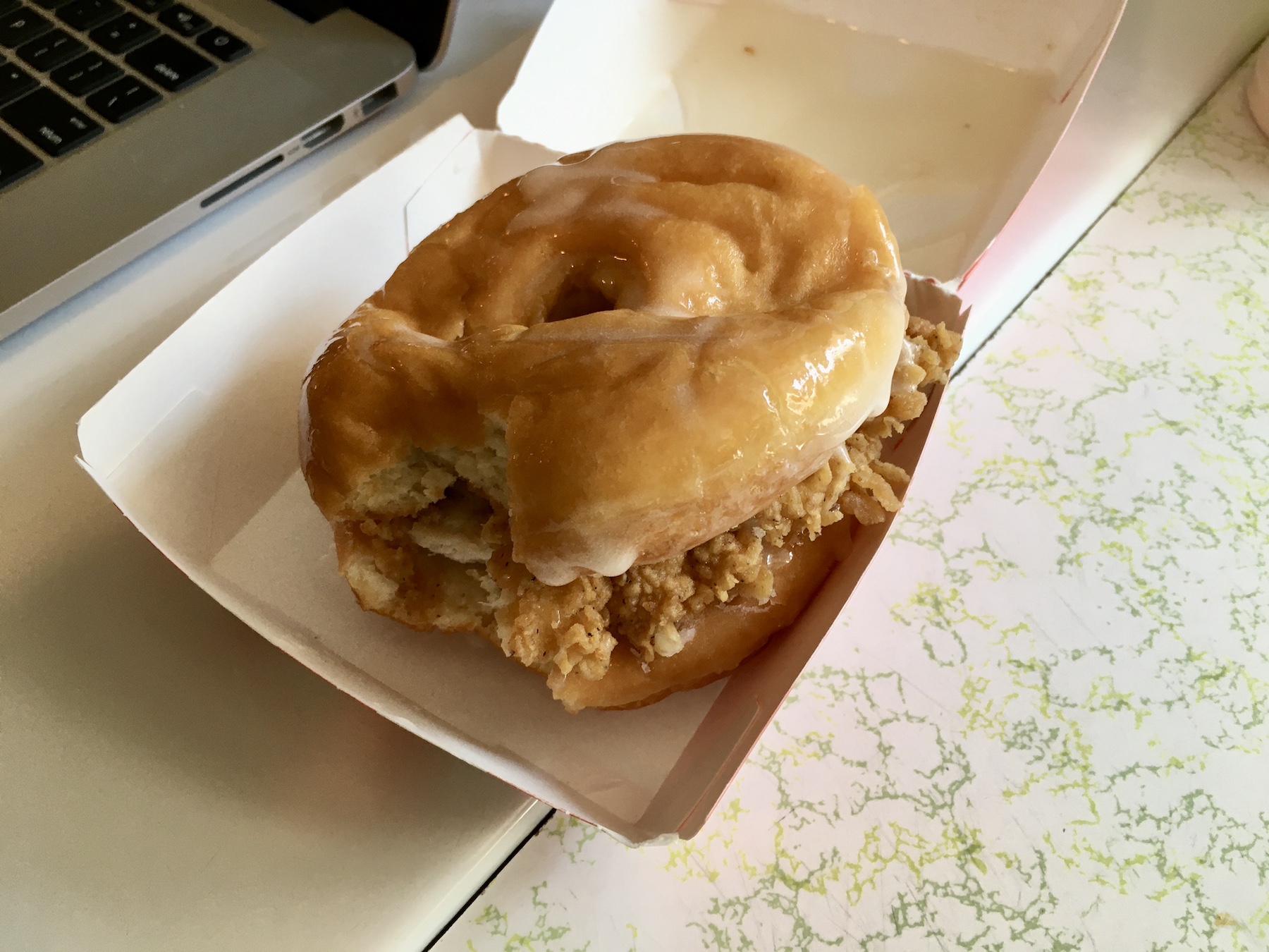 Kfc donut sandwich price store
