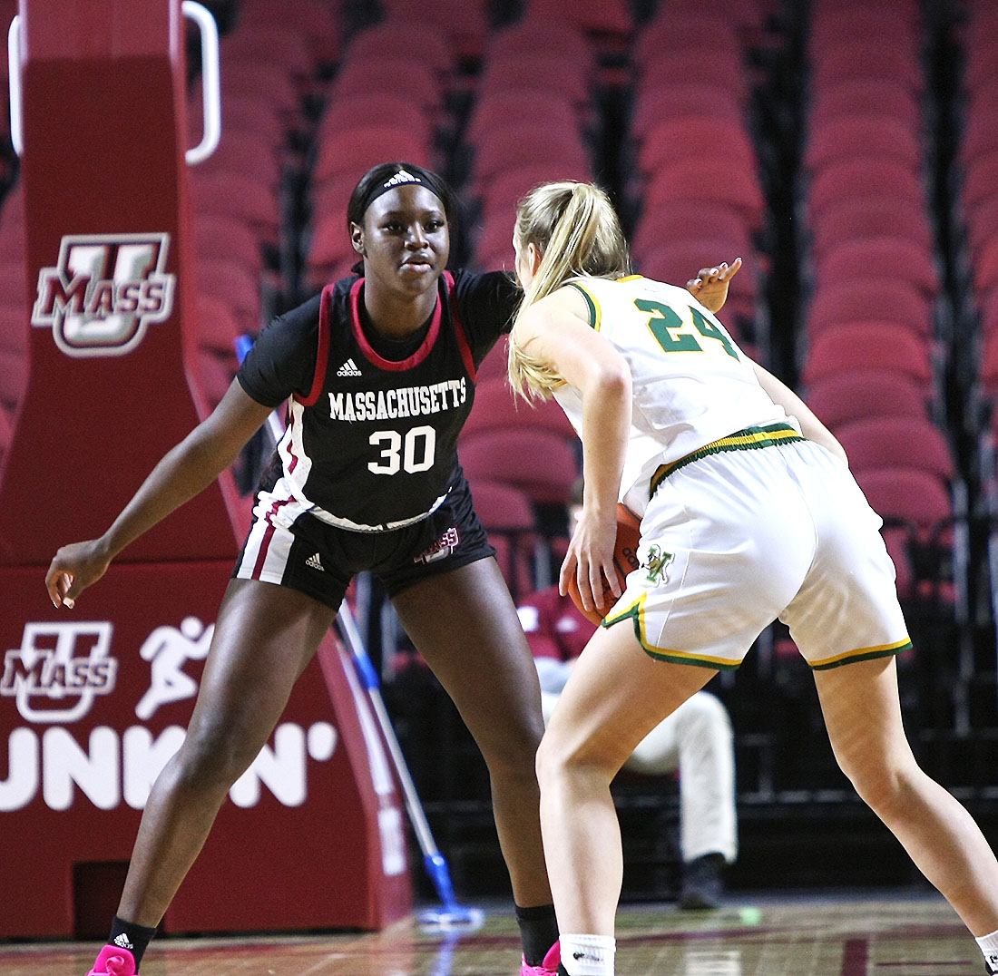 UMass Women's Basketball vs Vermont 12/19/21 - masslive.com