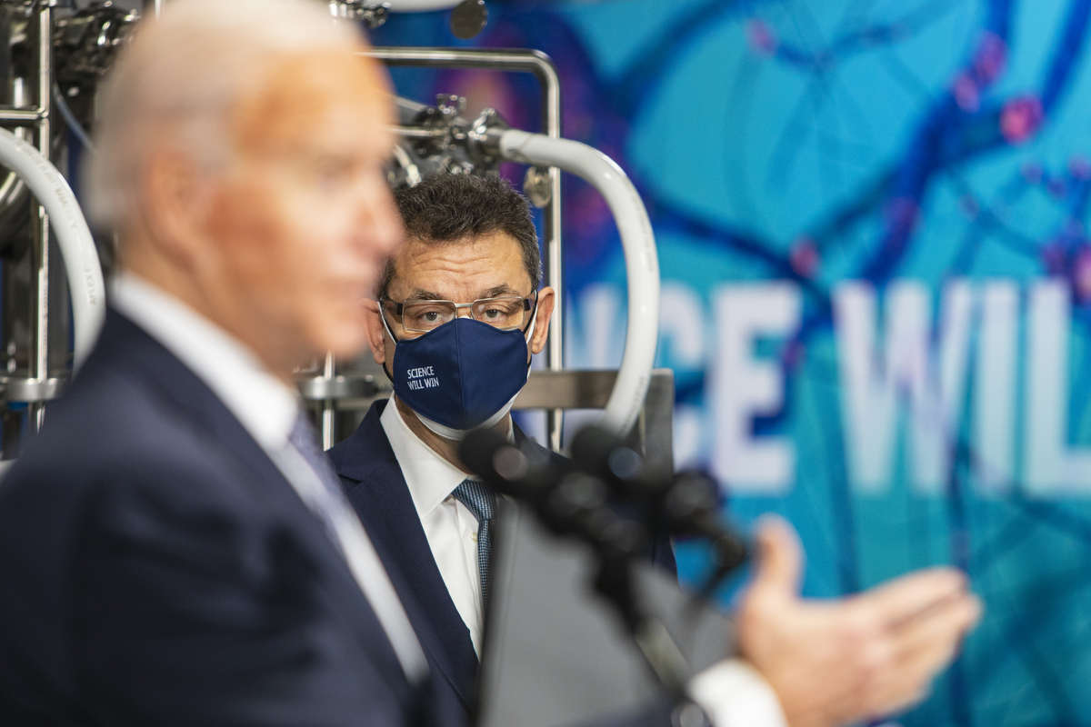 President Joe Biden visits Pfizer headquarters in Portage, Michigan ...