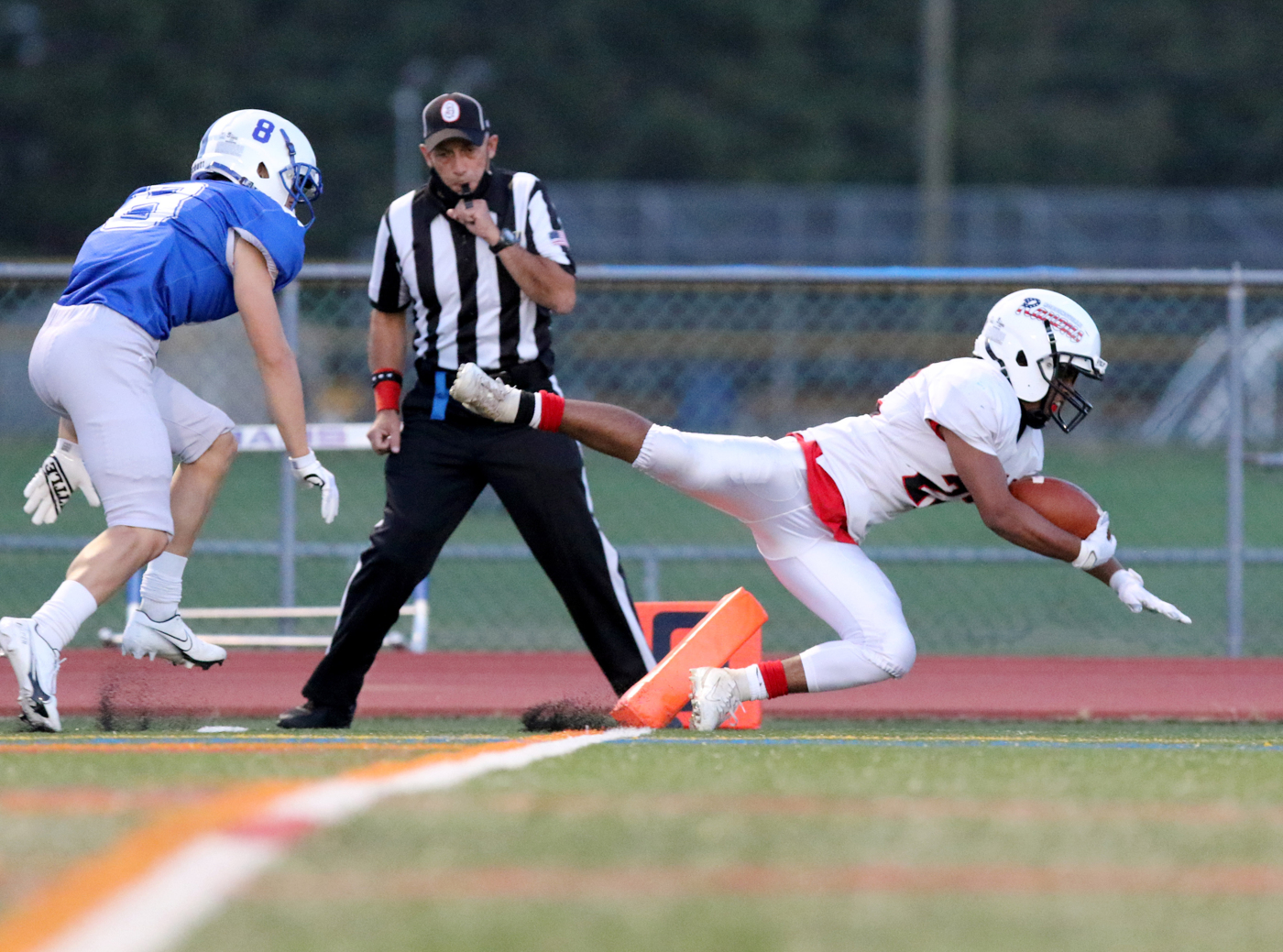 High School Football Robbinsville at Hightstown - nj.com
