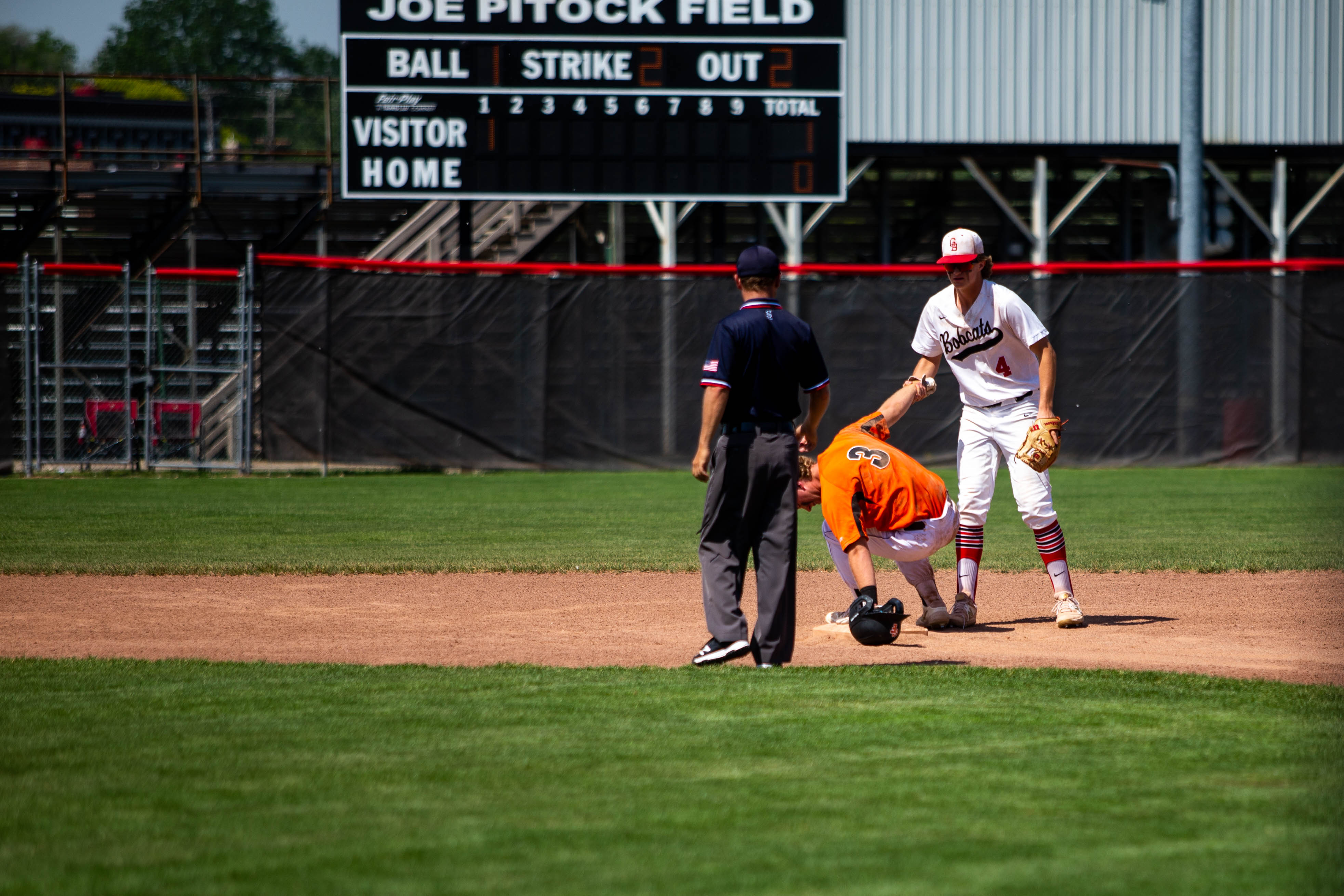 Division 1 district final: Fenton baseball at Grand Blanc - mlive.com