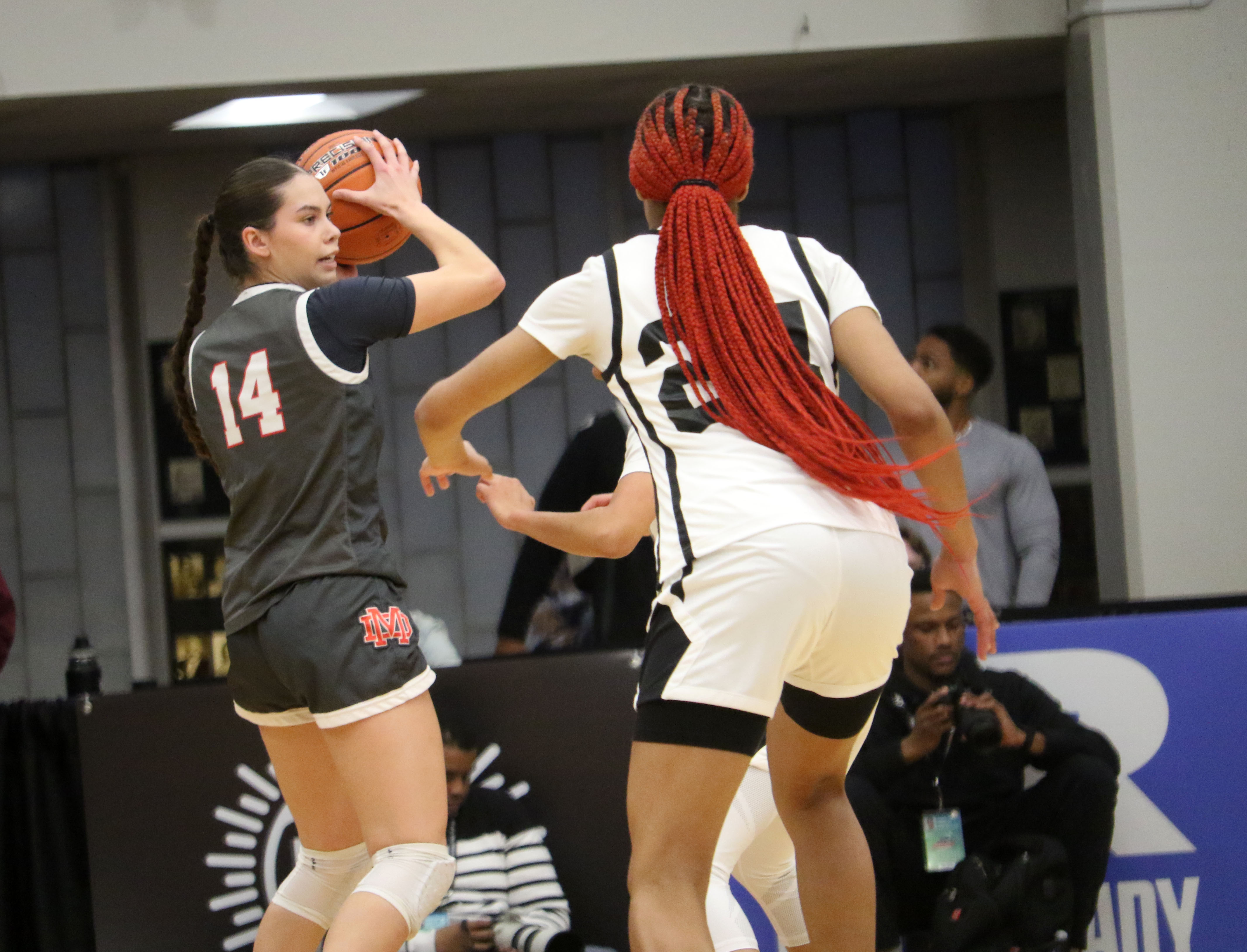 Morris Catholic vs. Mater Dei at Hoophall Classic - masslive.com