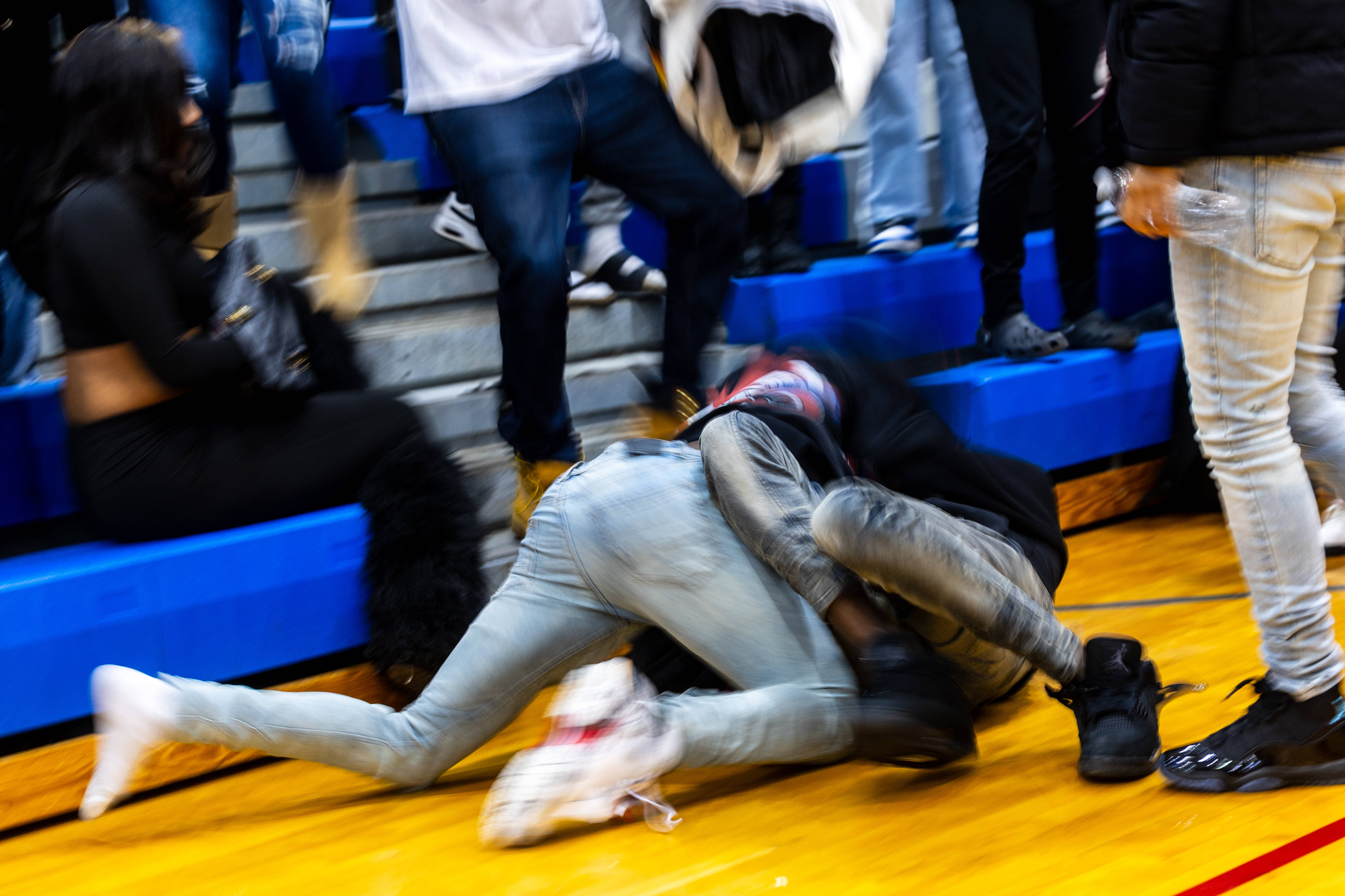 Physical altercation breaks out in bleachers at Kalamazoo Central, Loy ...