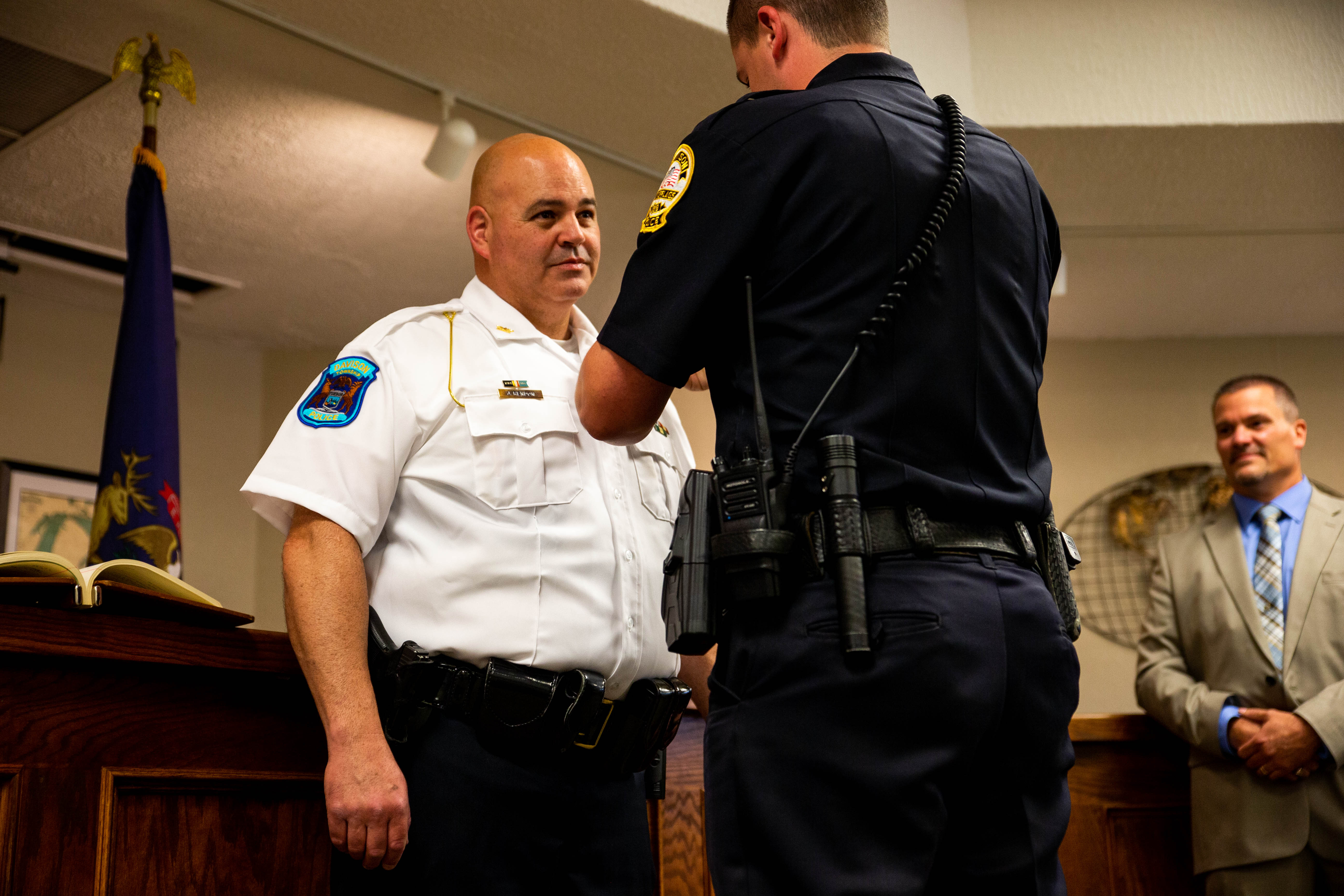 Davison Township inducts new chief of police during swearing-in ...