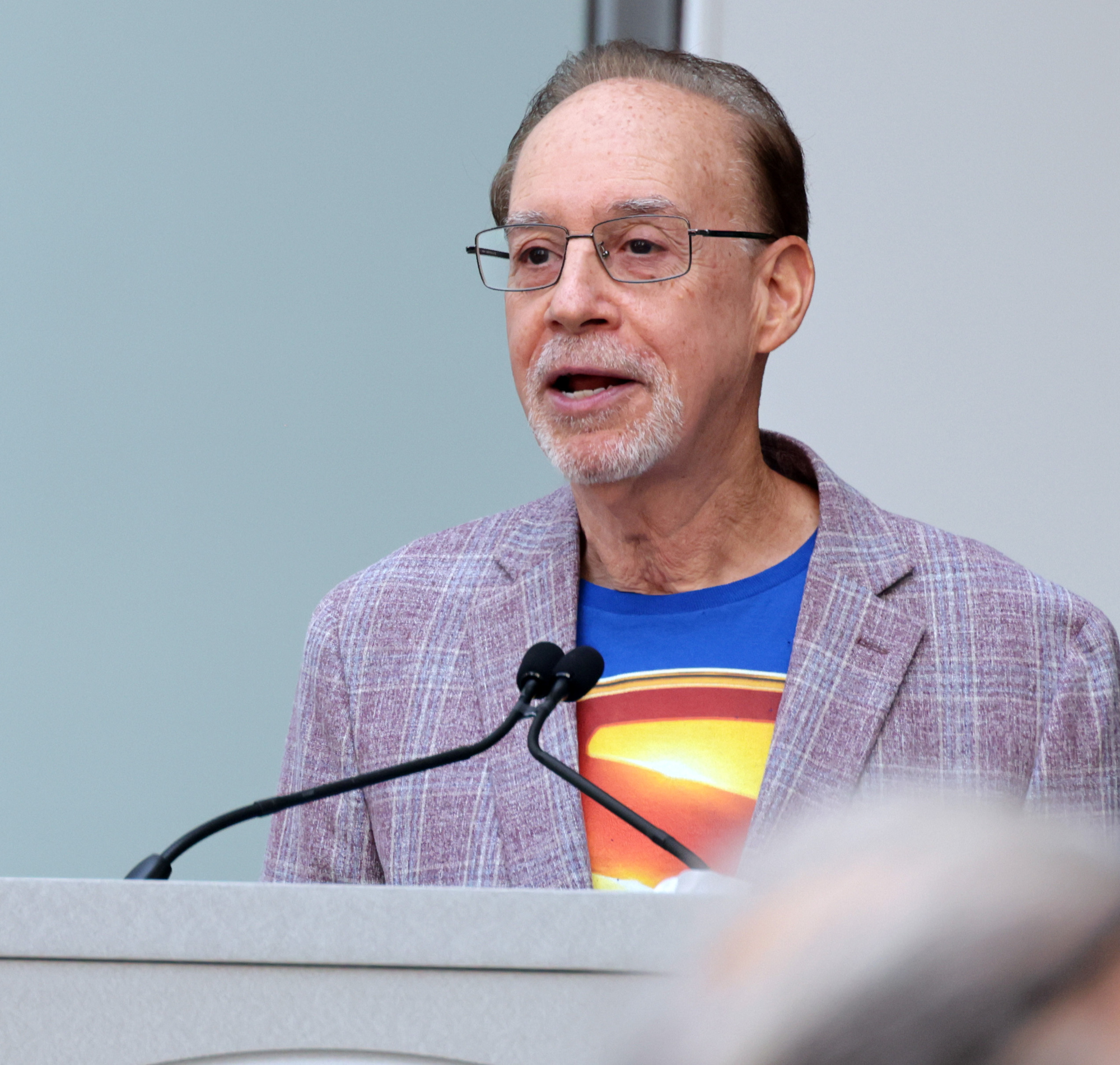 Superman statue unveiled in Cleveland - cleveland.com