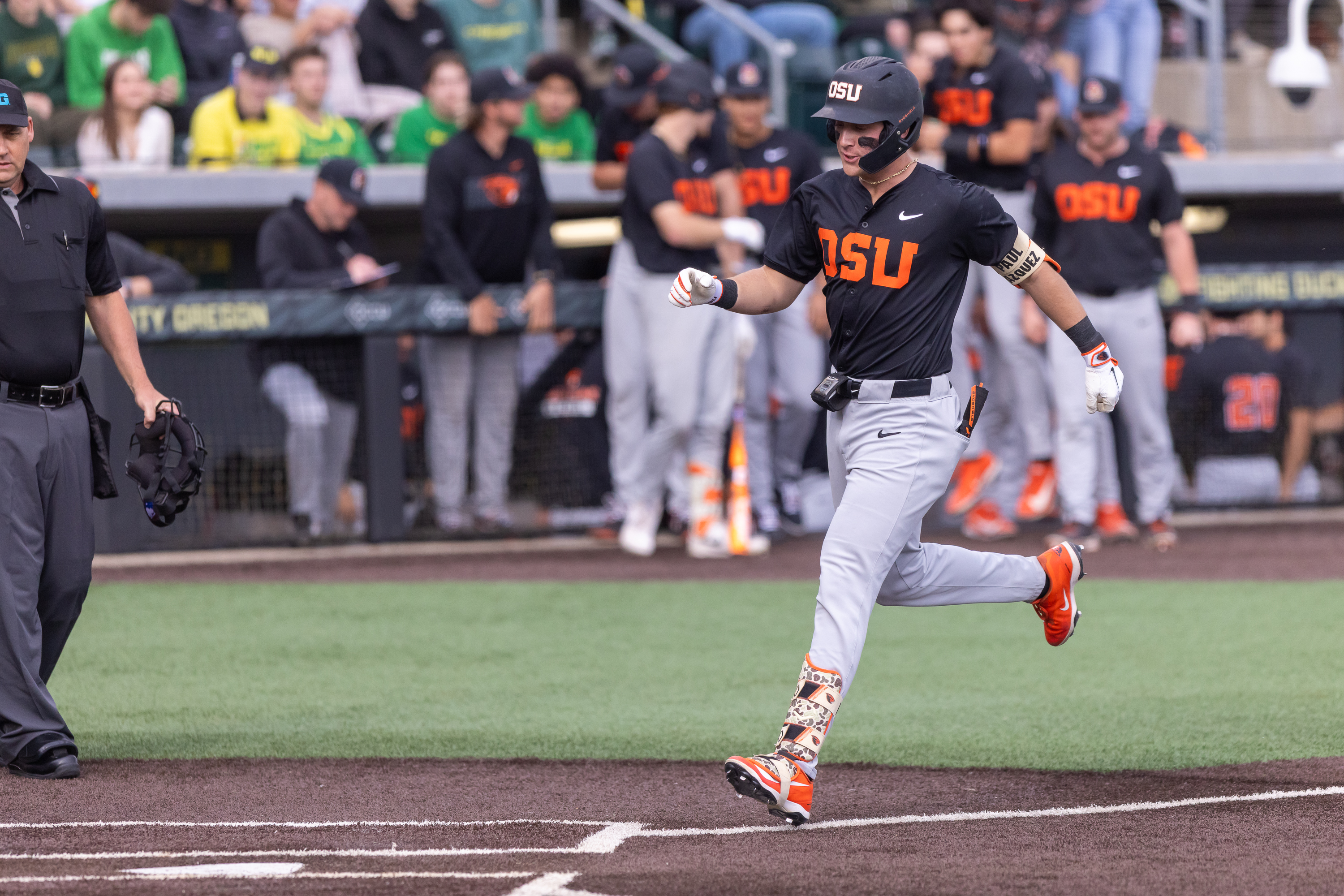 Oregon Ducks vs. Oregon State Beavers baseball: March 3, 2026 ...
