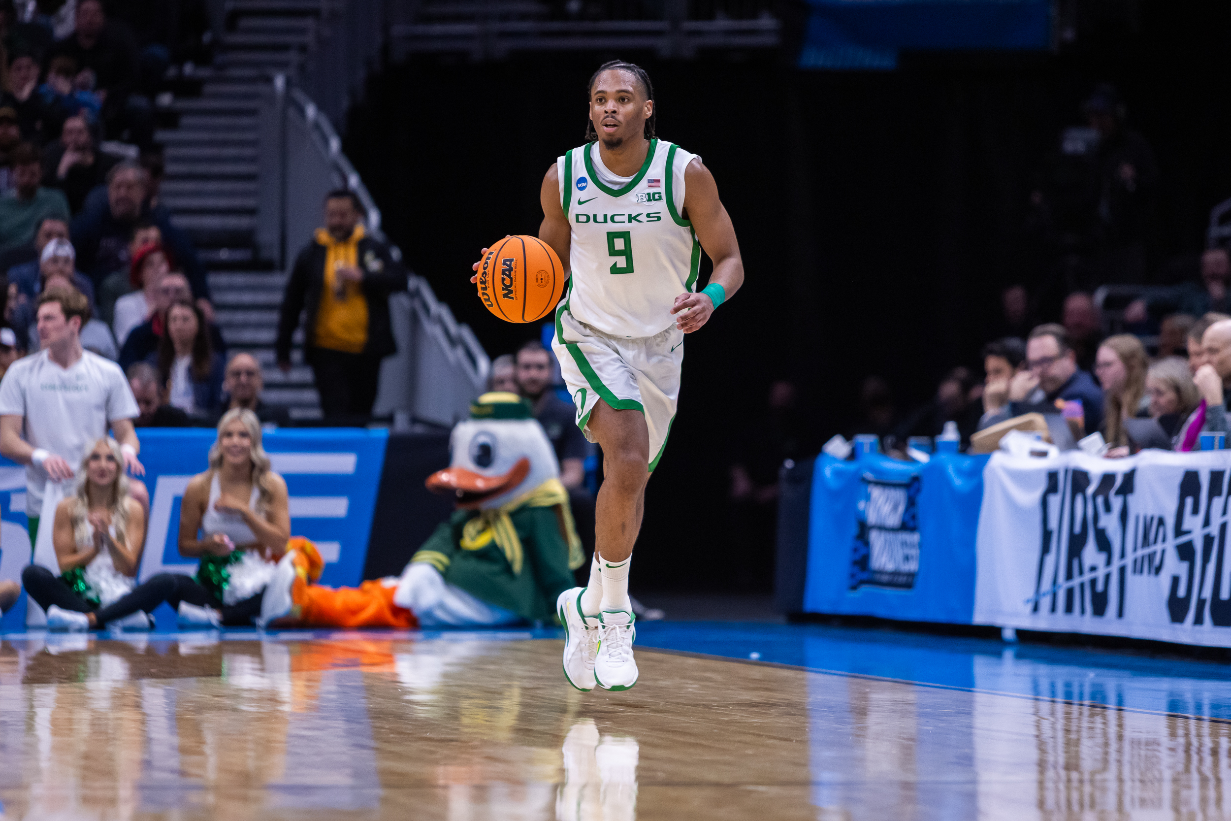 Oregon Ducks vs. Liberty Flames in men's NCAA Tournament - oregonlive.com