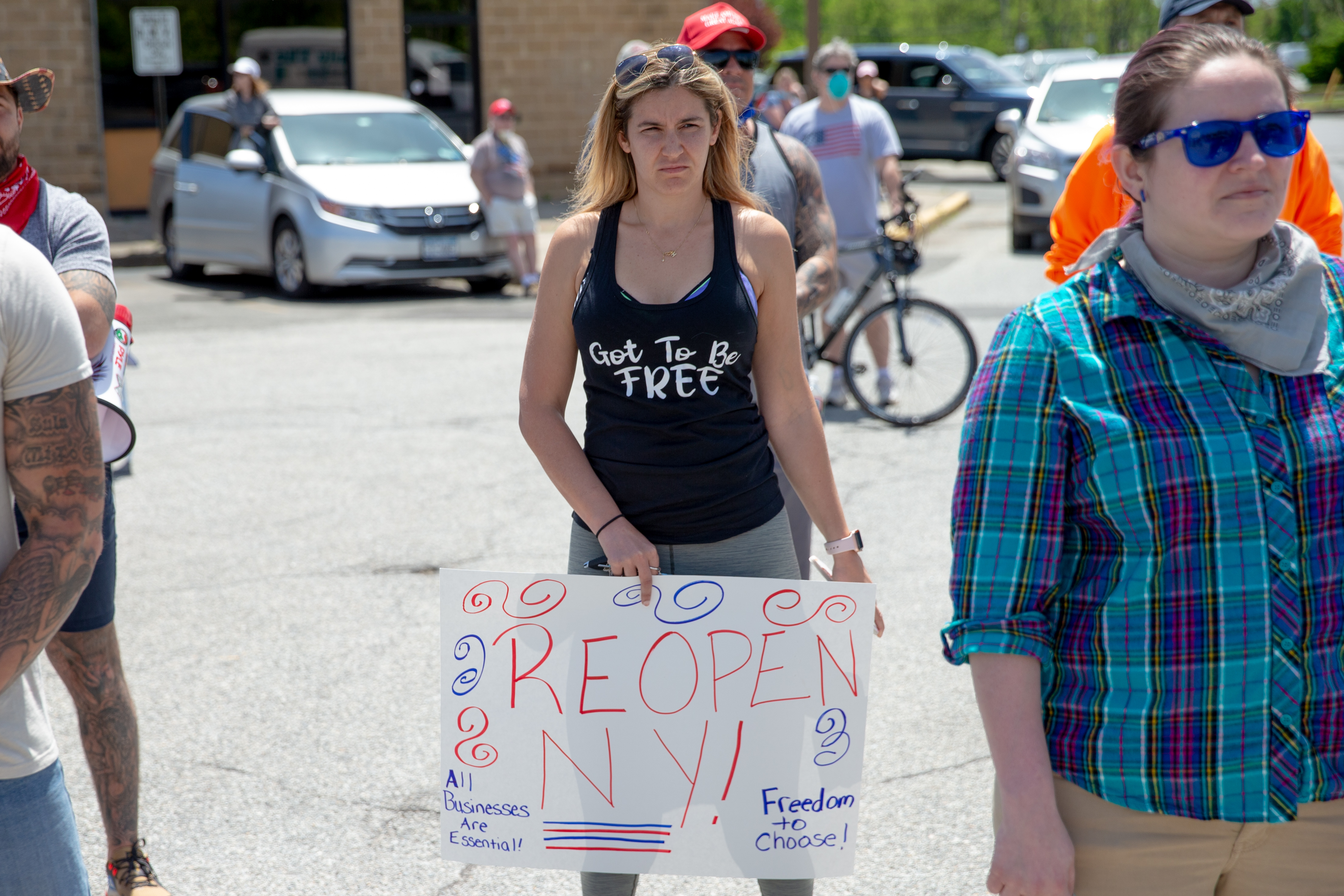 PHOTOS: Hundreds rally in Travis to reopen NYC businesses - silive.com