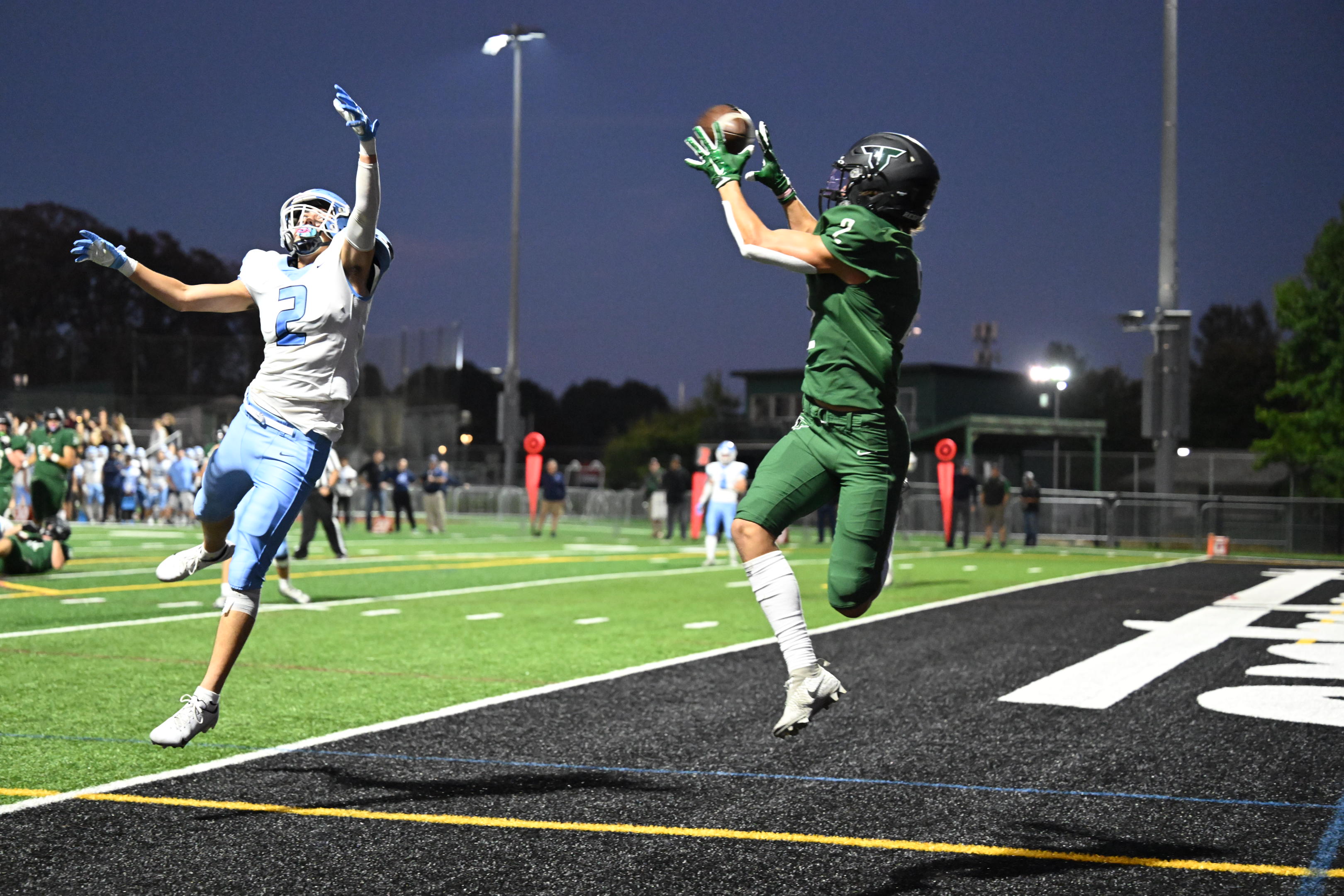 Tigard Tigers vs Liberty Falcons football - oregonlive.com