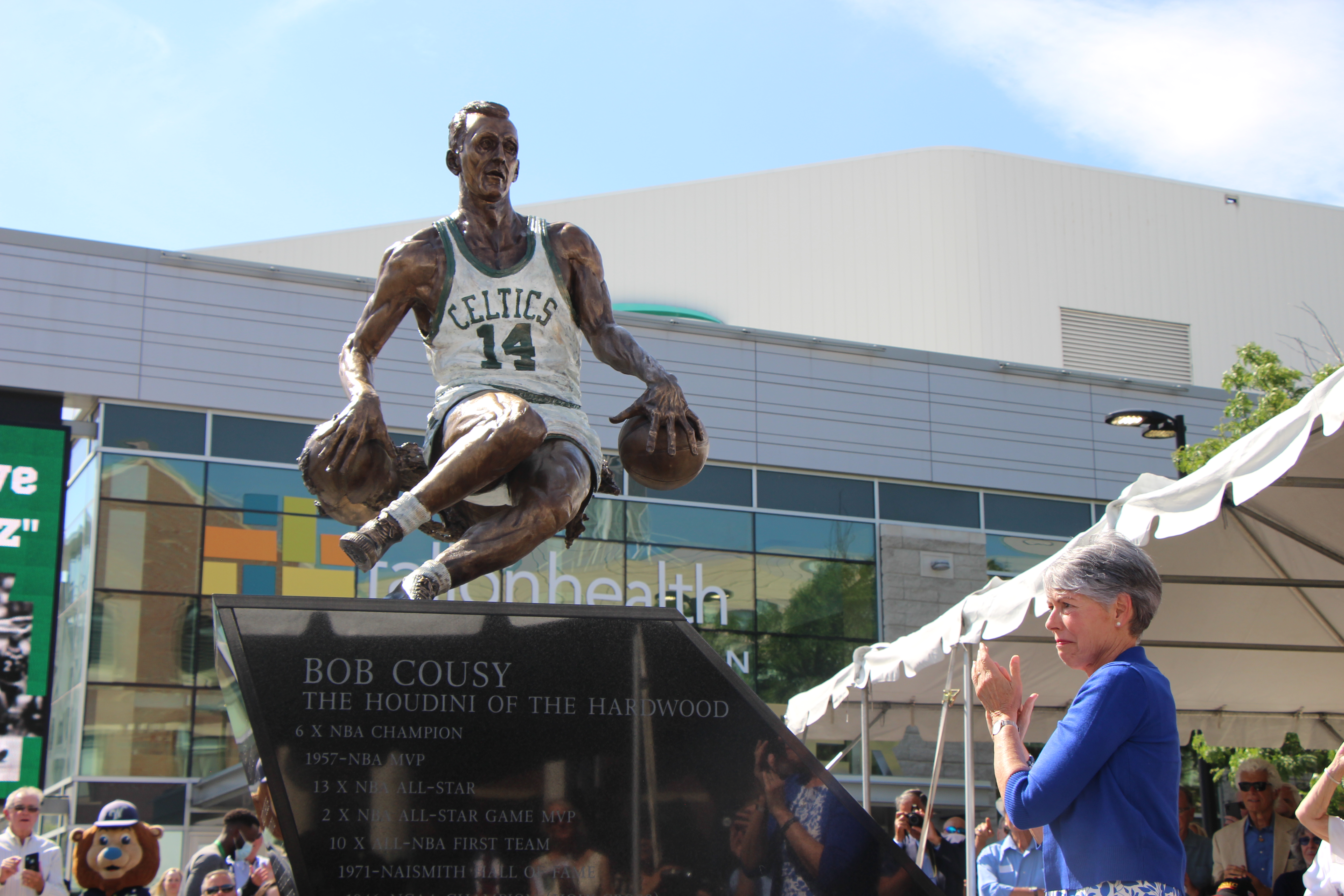 Boston Celtics legend Bob Cousy honored with a statue in Worcester ...