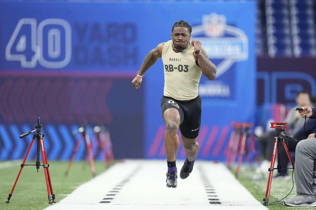 NFL scouting combine; Quarterbacks, wide receivers and running backs ...