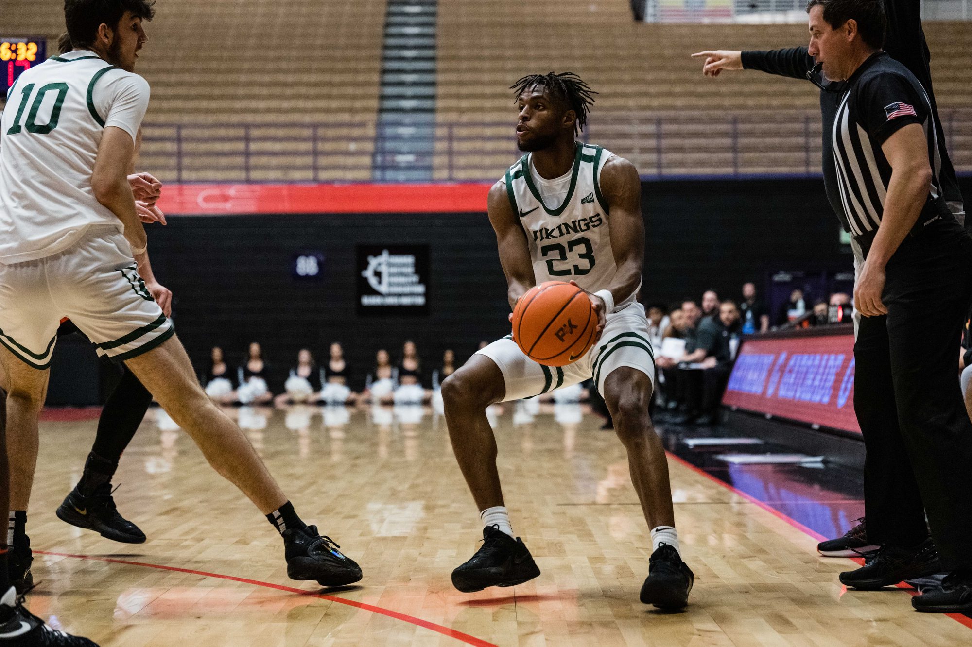 Oregon State vs. Portland State in men's Phil Knight Legacy ...