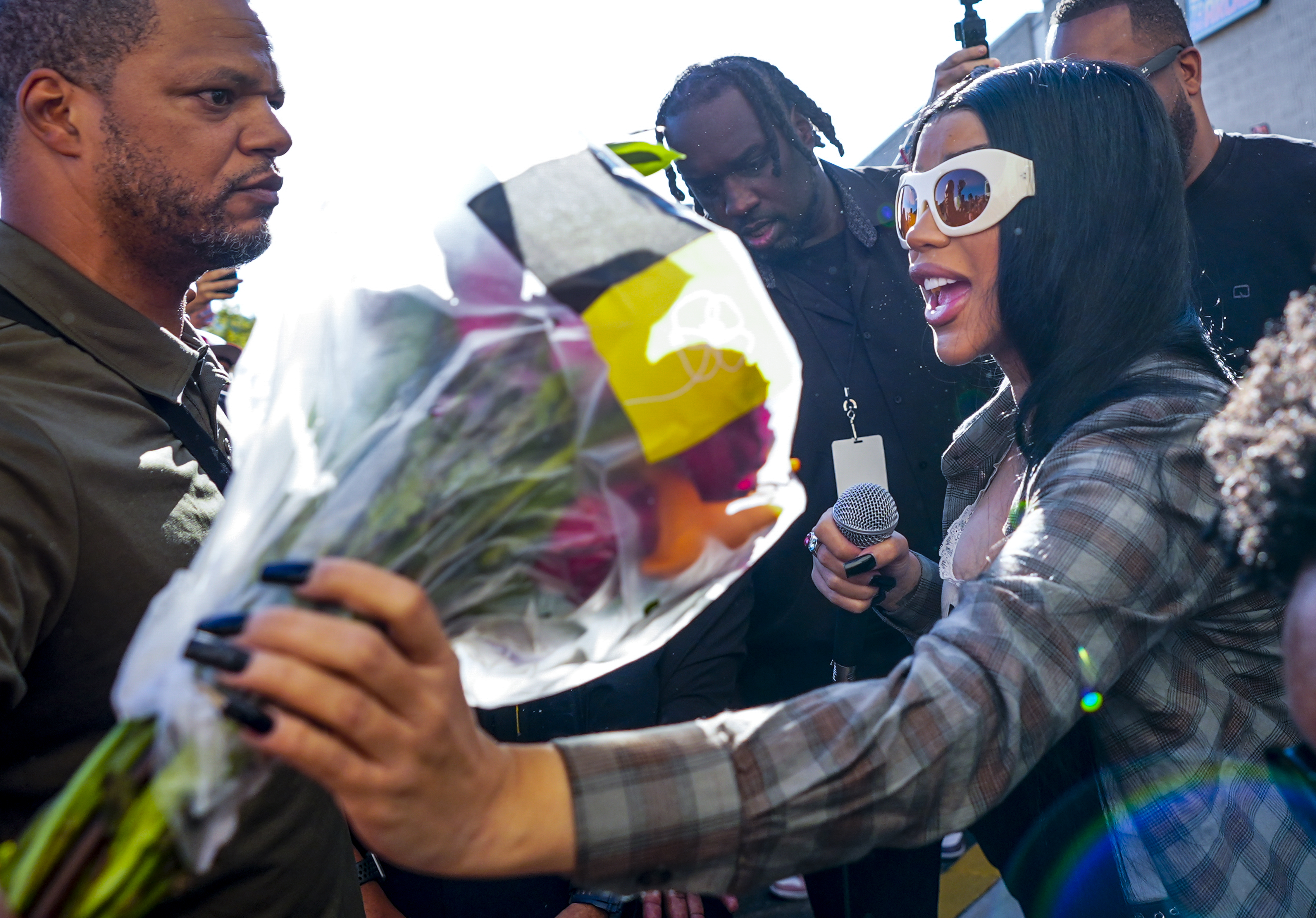Rapper Cardi B at Palmer Park Mall - lehighvalleylive.com