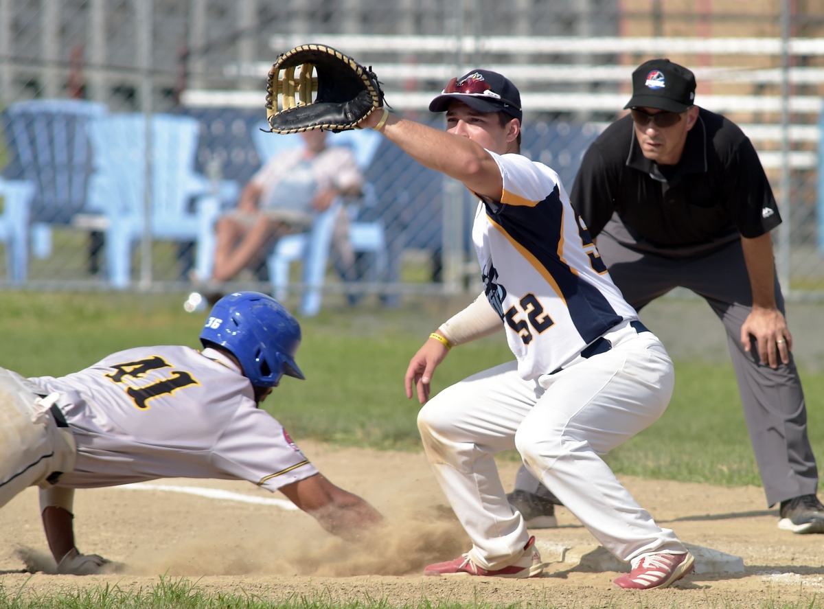 Westfield Starfires VS New Britain Bees at Bullens Field - masslive.com
