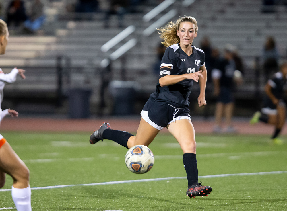Palmyra vs CD East in girls high school soccer - pennlive.com