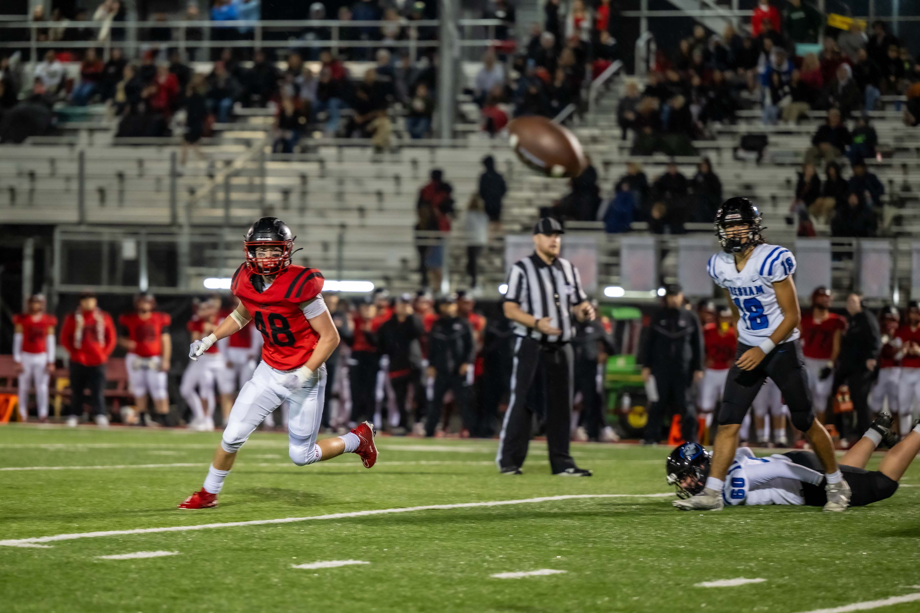 Oregon high school football: Clackamas Cavaliers vs Gresham Gophers ...