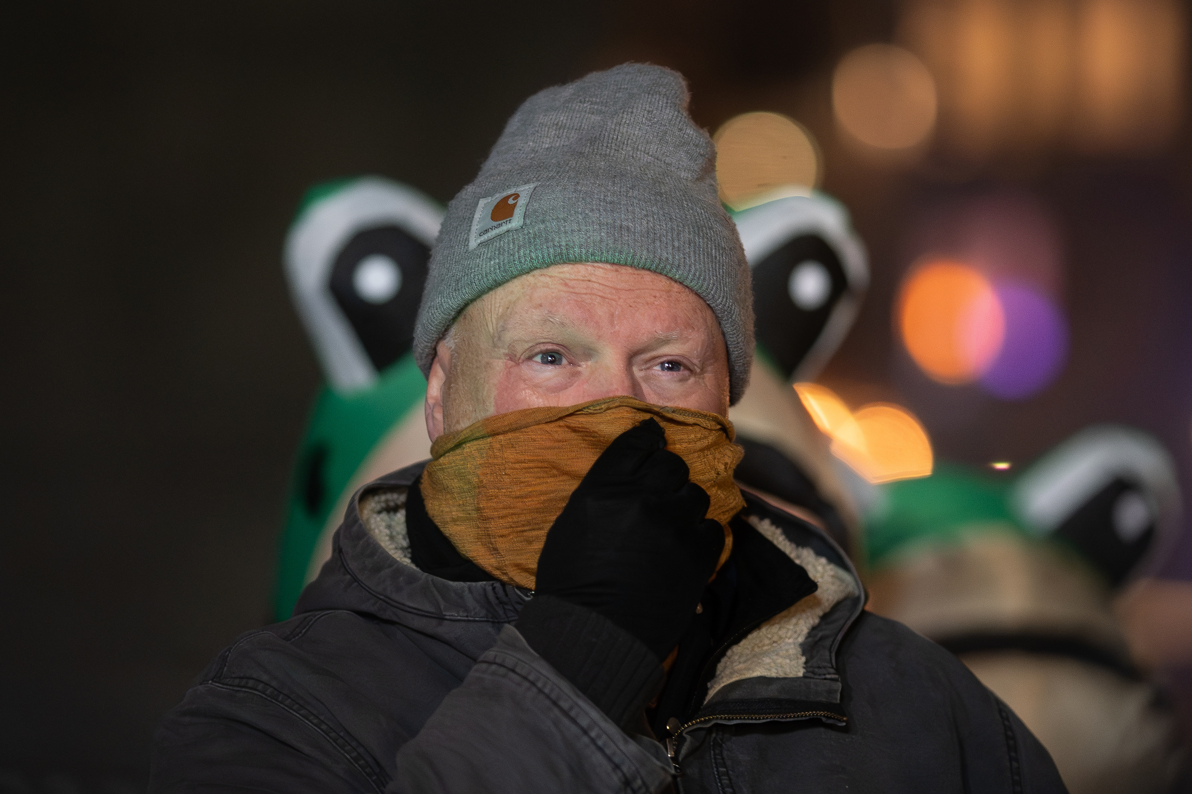 Frog Brigade closes day of protests at ICE building - oregonlive.com