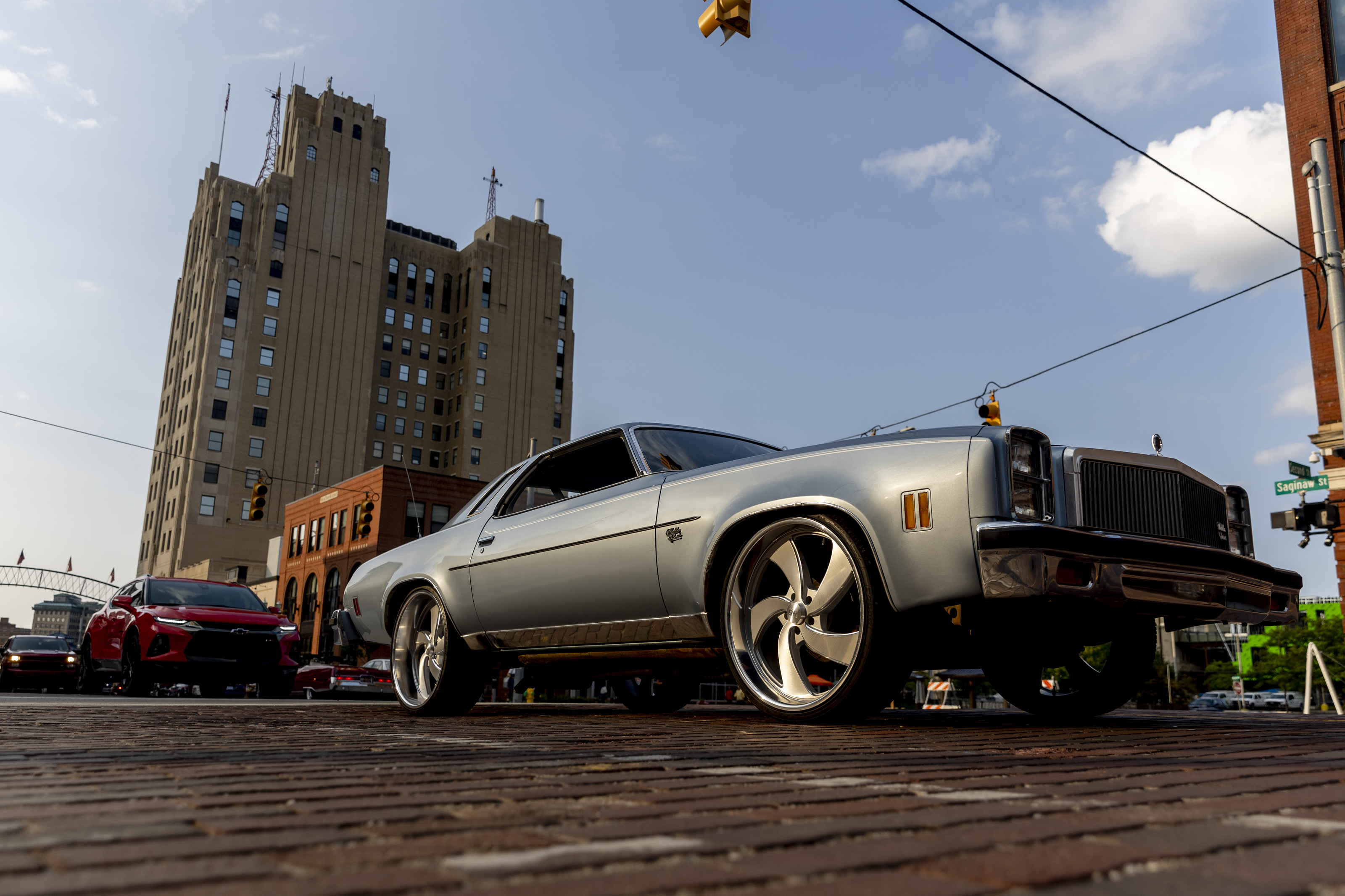 Car enthusiasts show off their classic rides in Back to the Bricks ...