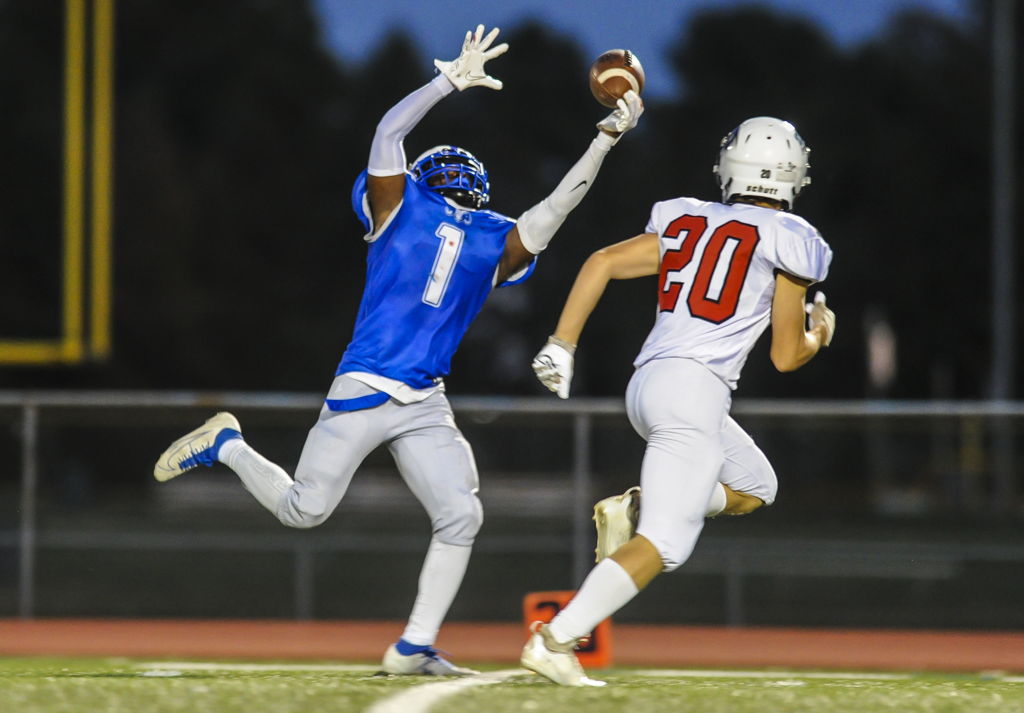 Robbinsville at Hightstown Football - nj.com