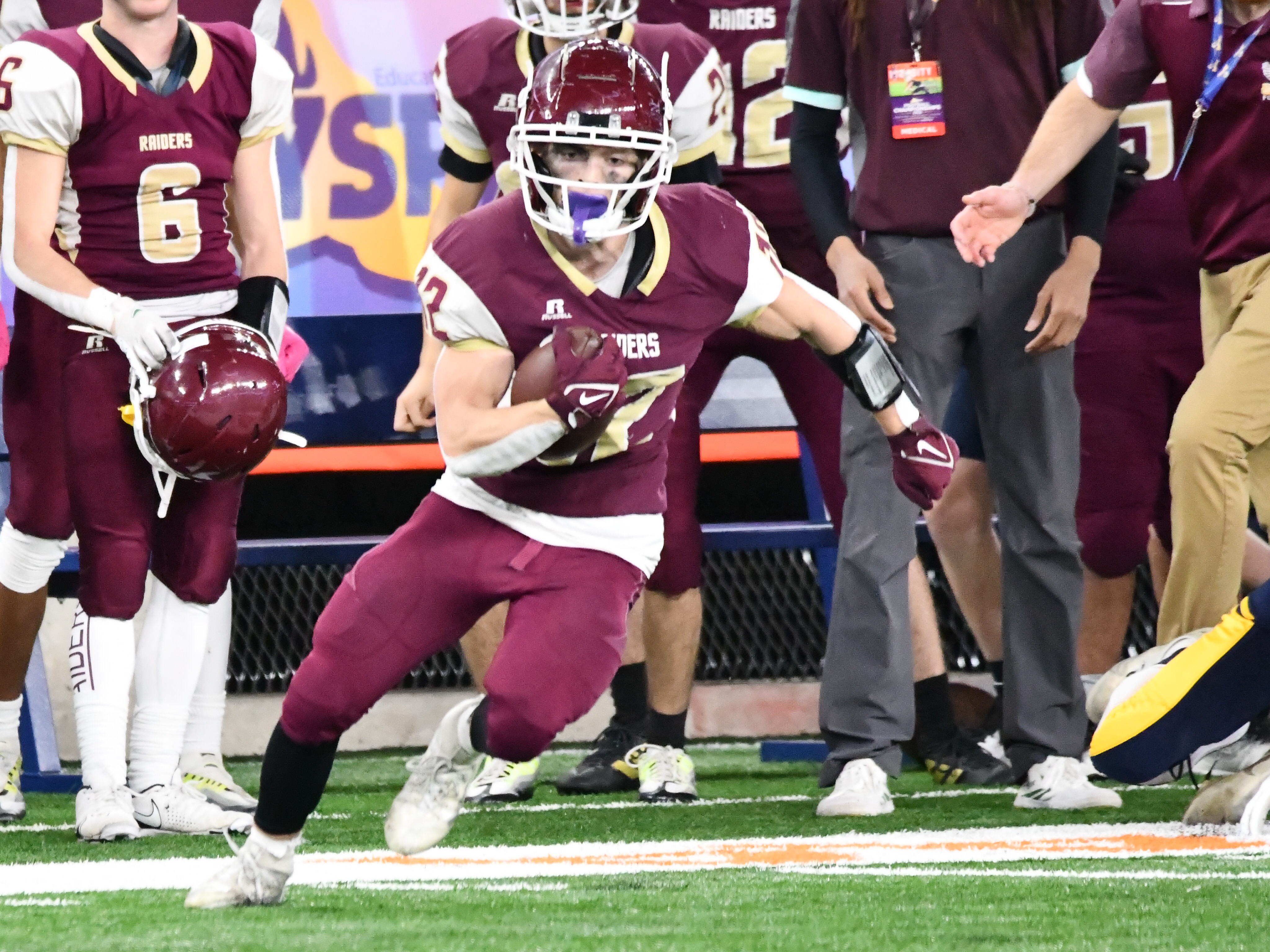 General Brown vs James I. O'Neill in state football championship game ...