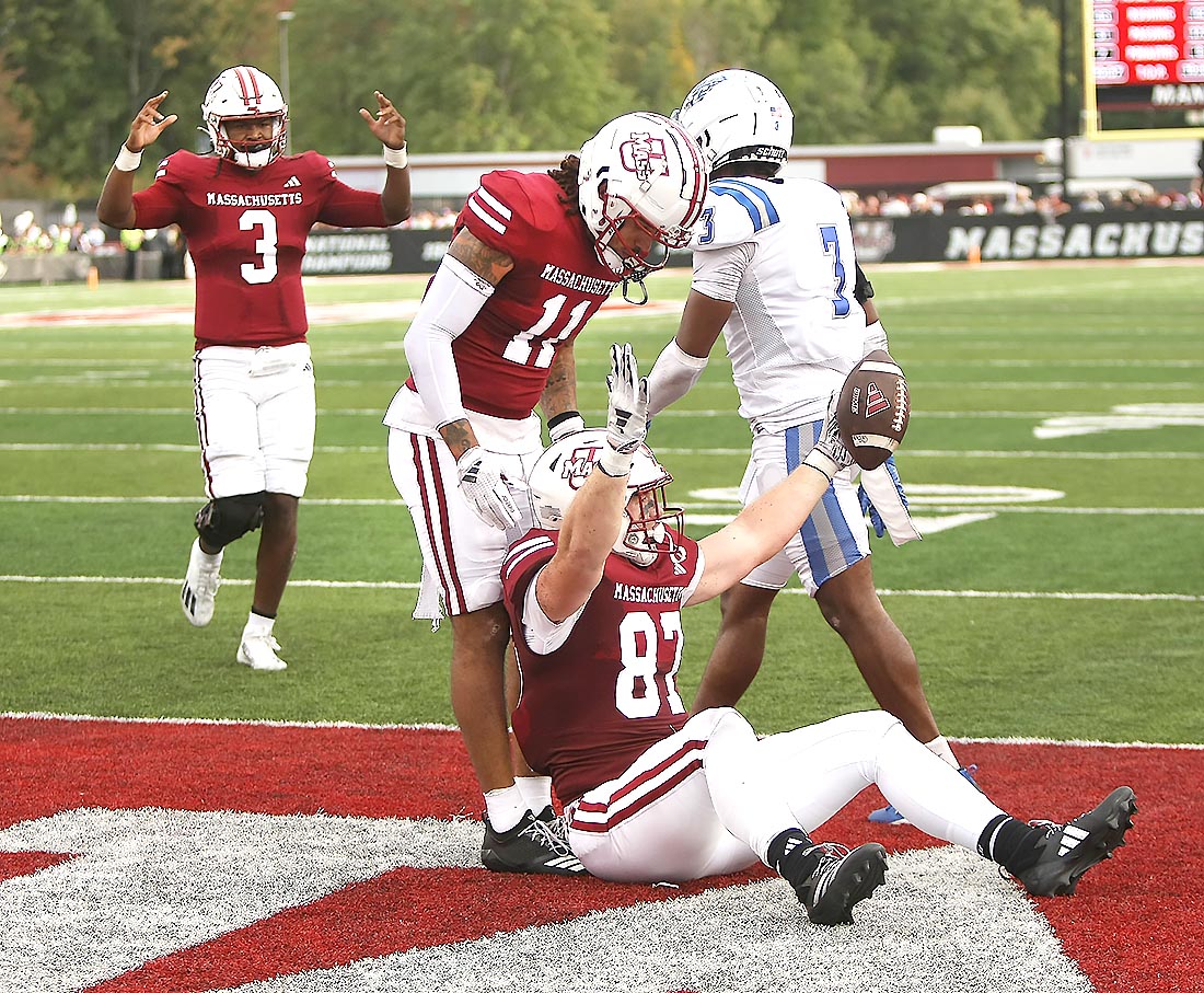 UMass Football vs Central Conn. 9/21/24 - masslive.com