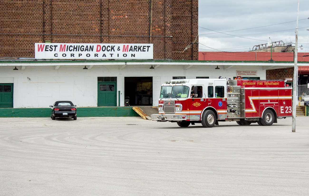 Muskegon’s USS LST 393 honors first responders with Master's Salute ...