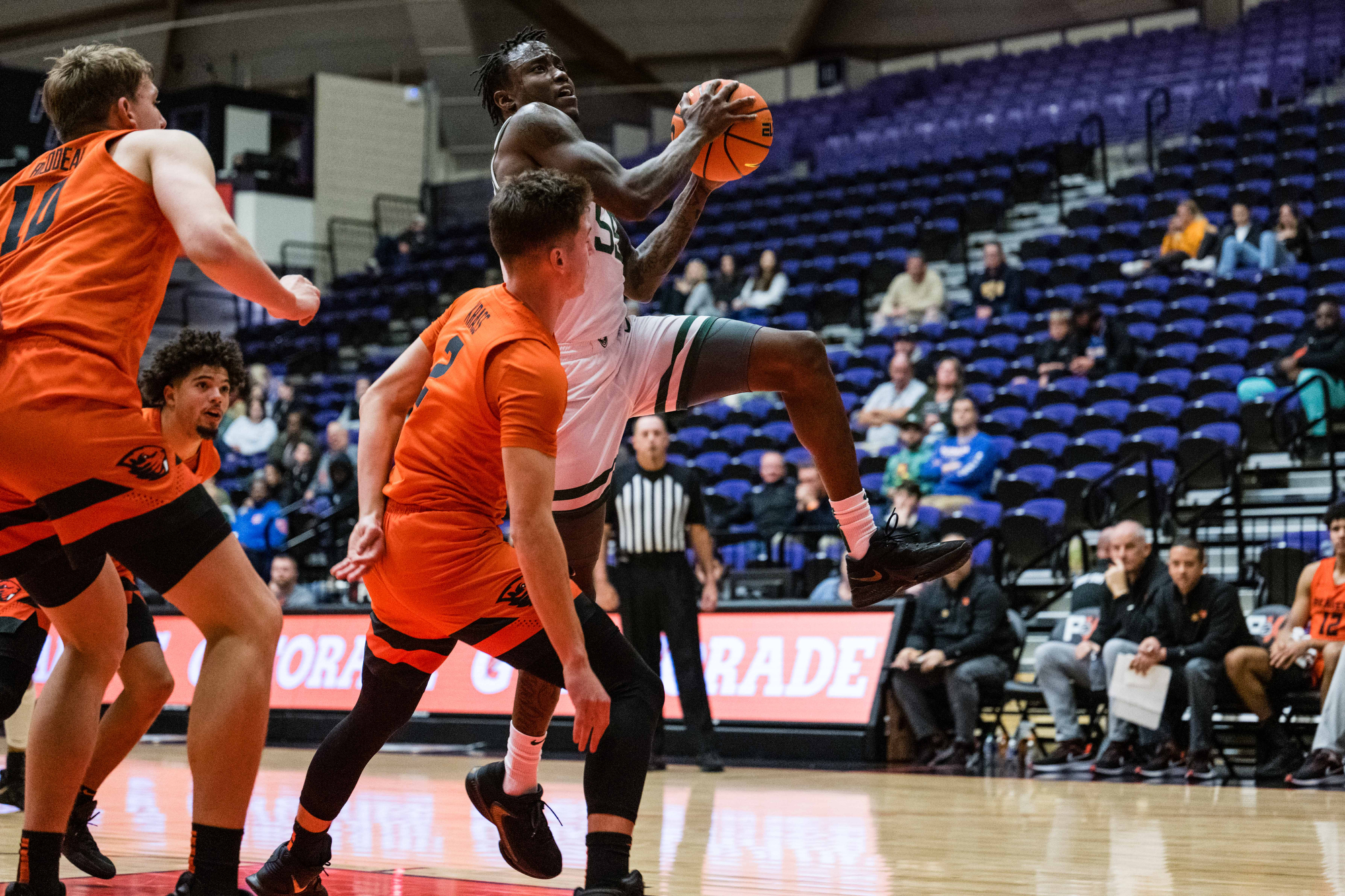 Oregon State vs. Portland State in men's Phil Knight Legacy ...