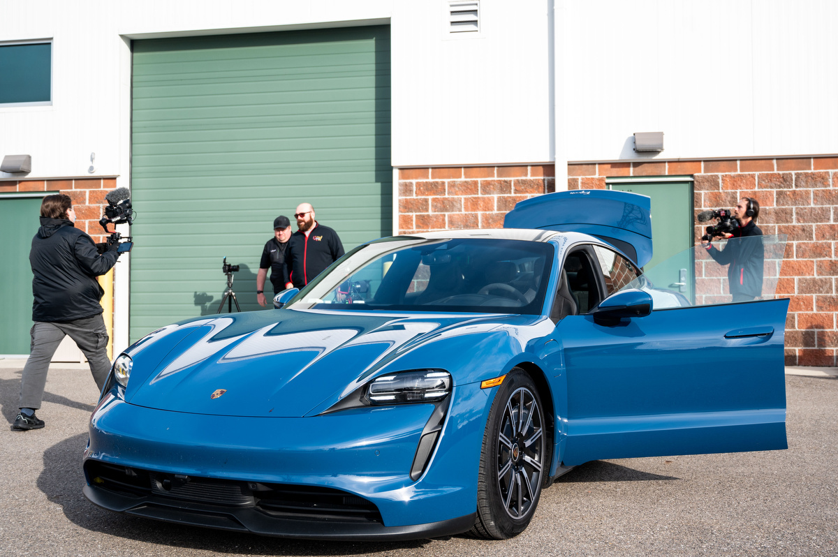 Charge Across America electric car rally stops in Ypsilanti - mlive.com