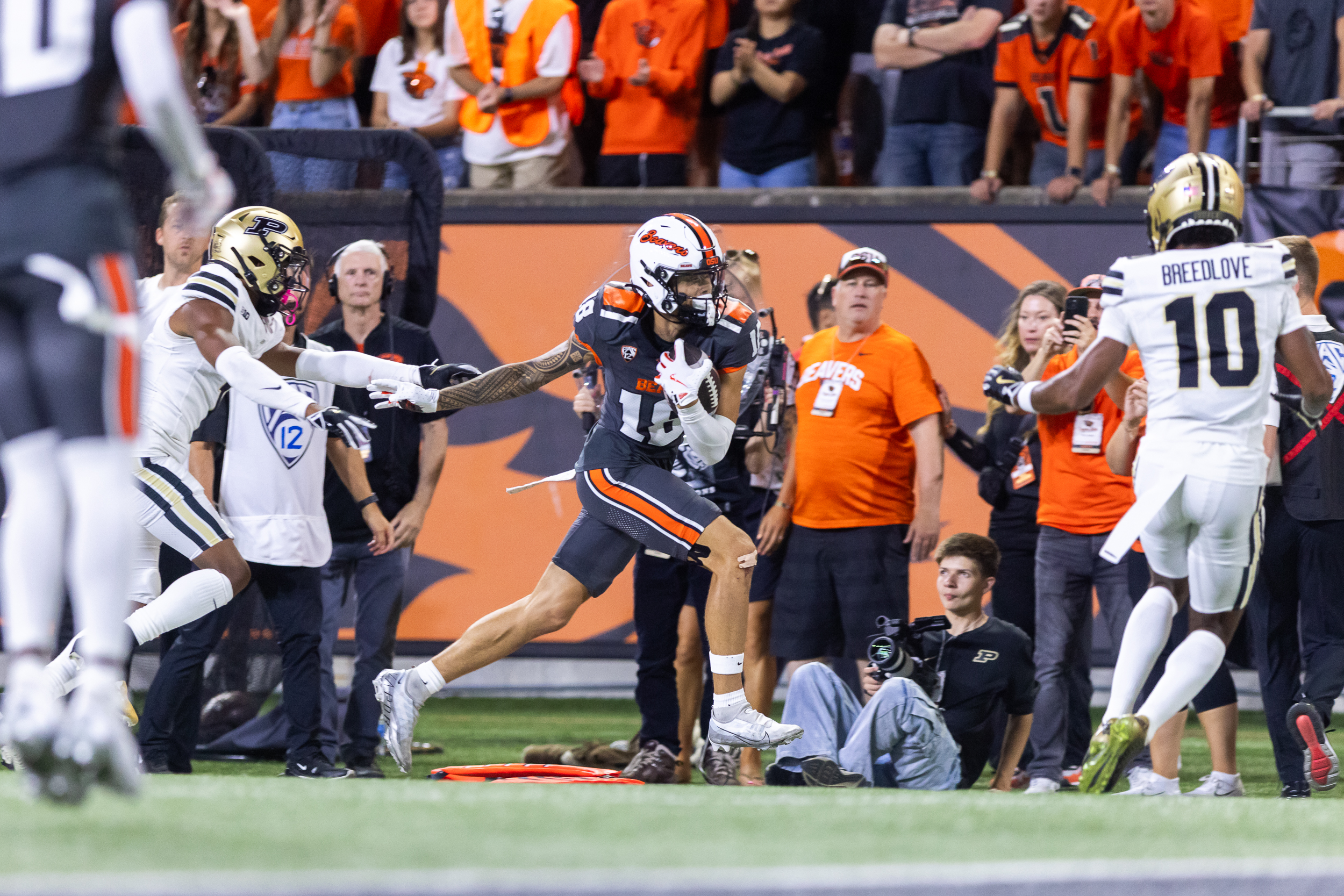 Oregon State Beavers vs. Purdue Boilermakers: Sept. 21, 2024 ...