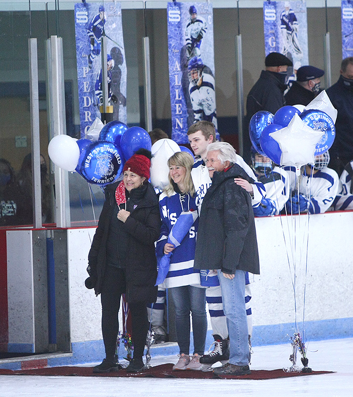 Minnechaug vs West Springfield Hockey 2/27/21 - masslive.com