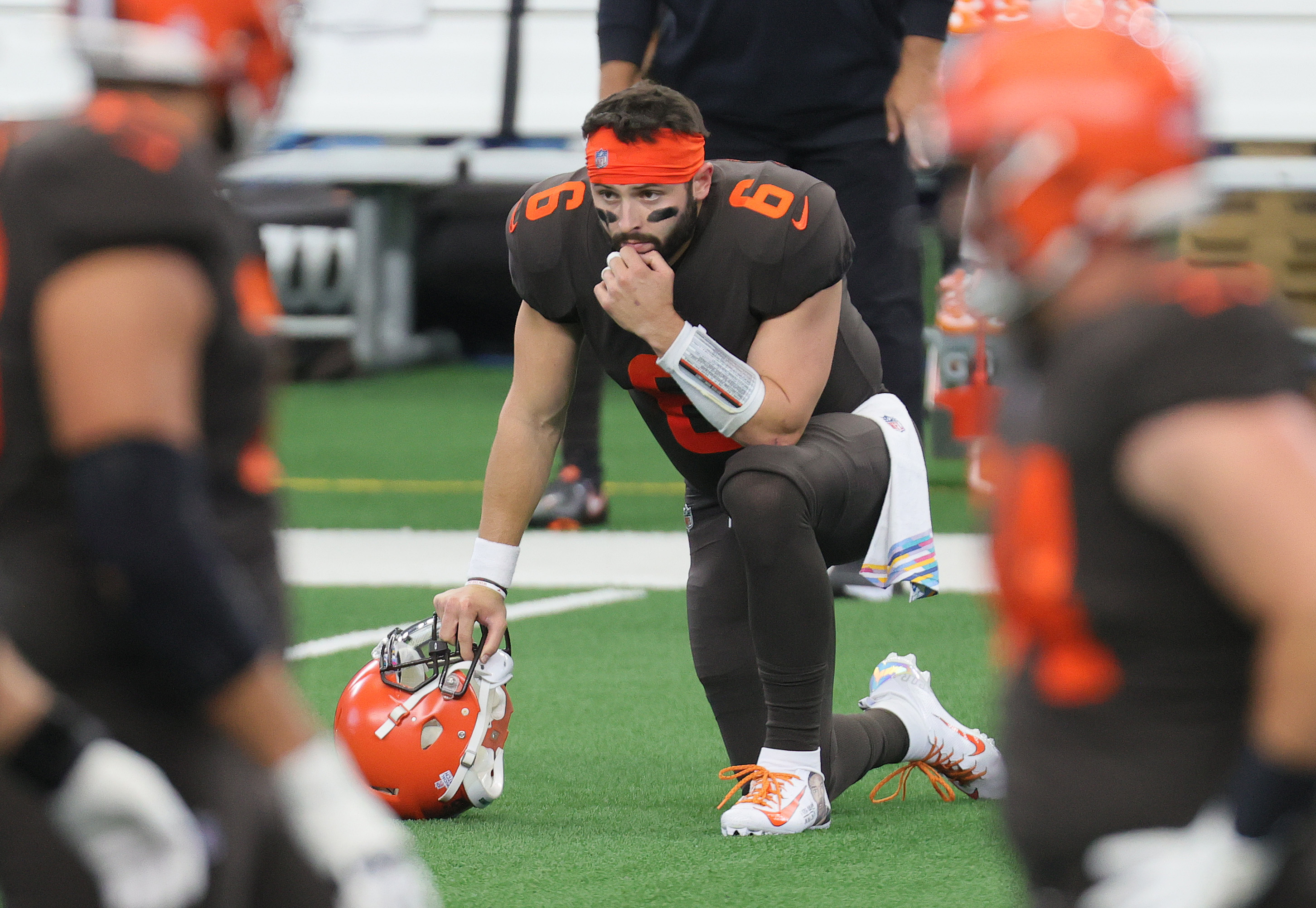 Cleveland Browns Nick Chubb injures knee against Dallas Cowboys ...