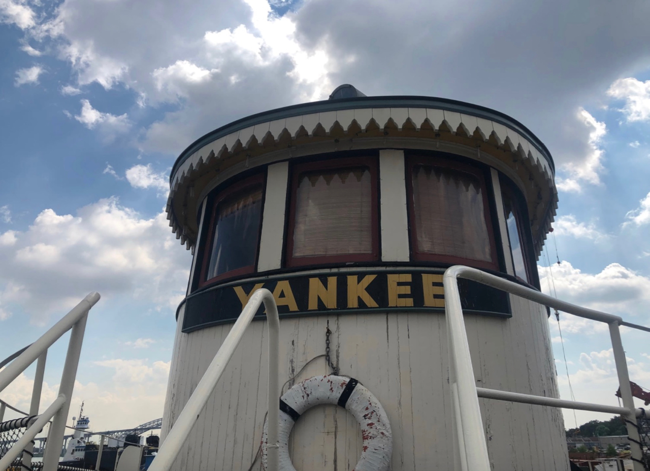Couple lives on former Ellis Island ferryboat in waters off Staten ...