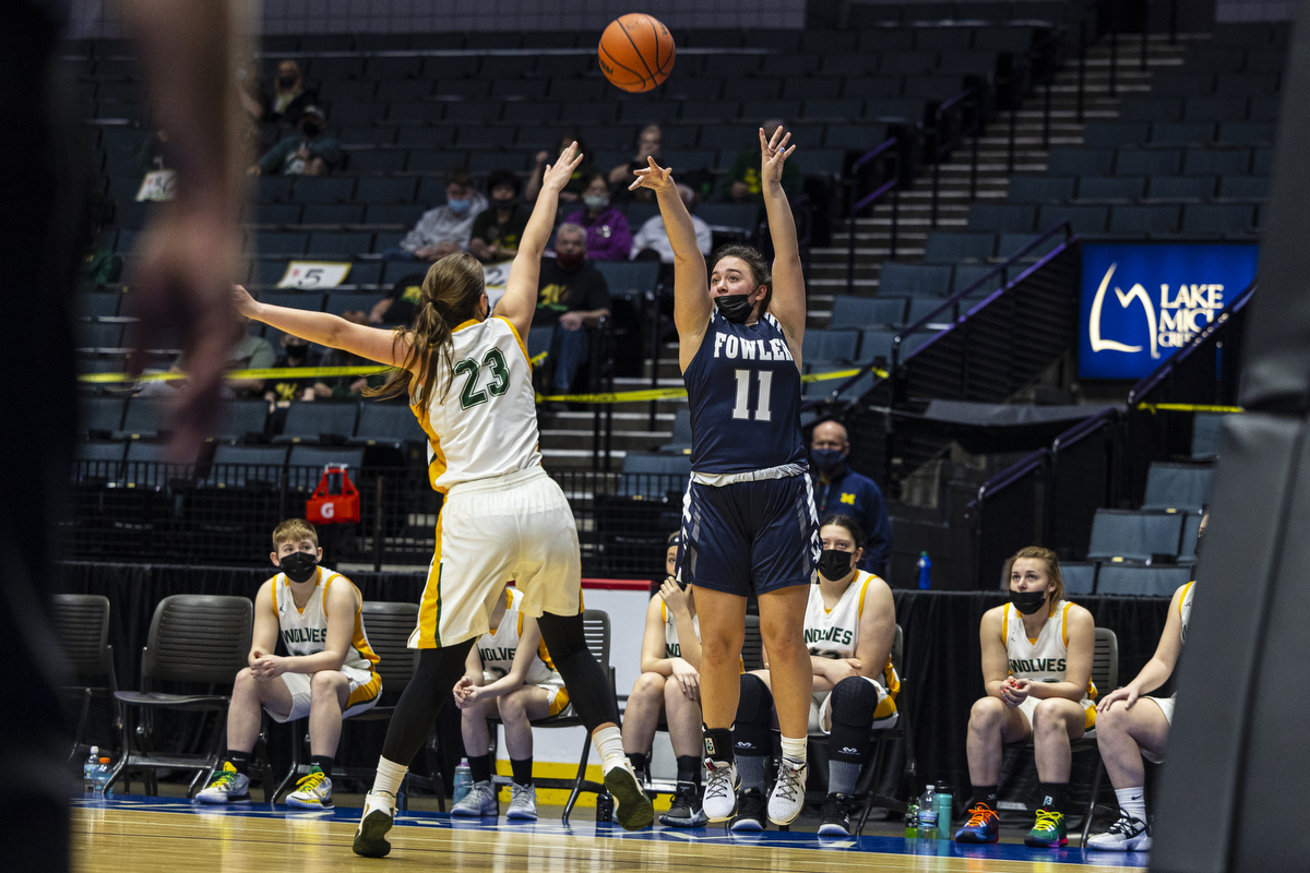 Fowler girls defeat Carney-Nadeau 61-37 to advance to D4 state ...