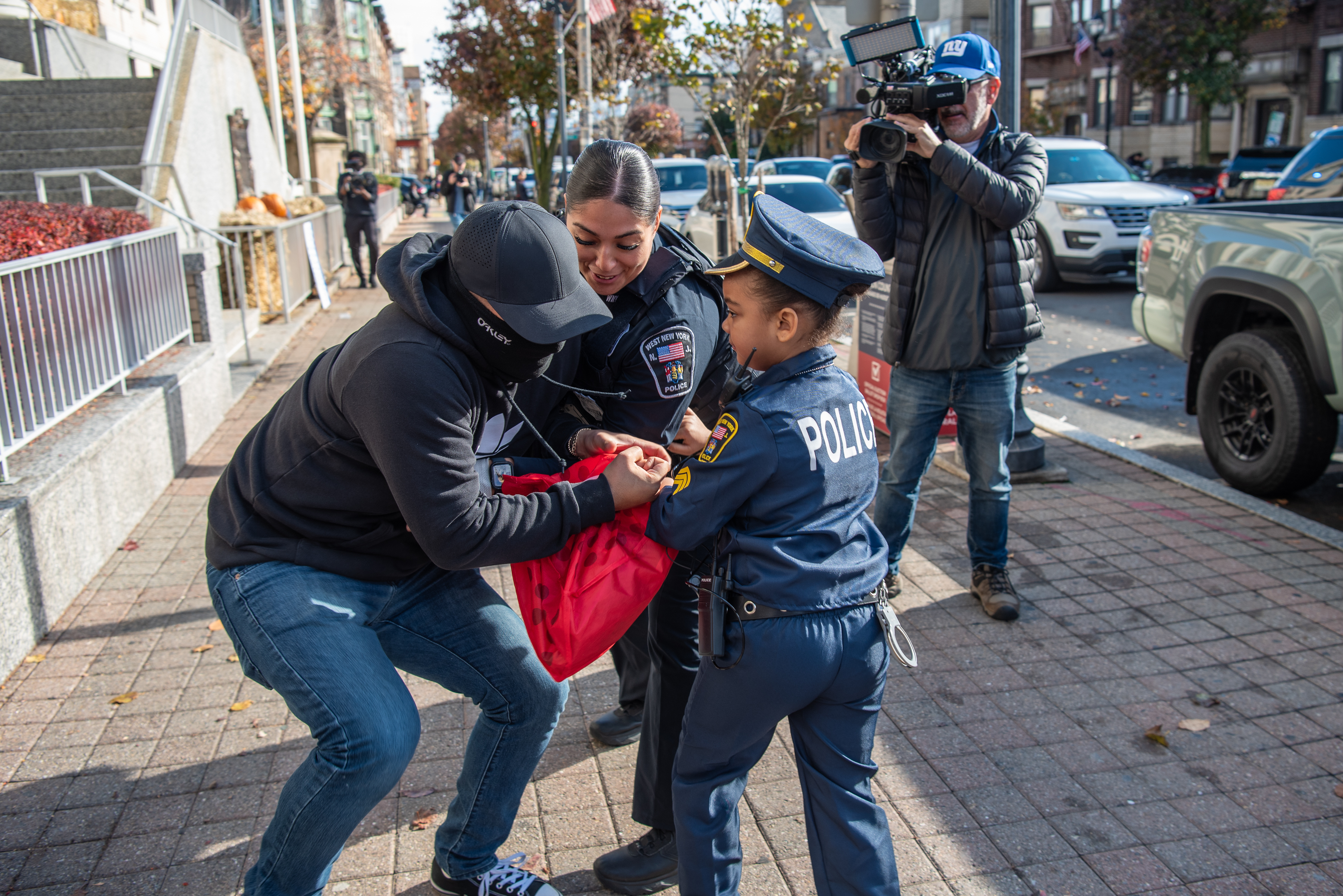 WNY girl, 6, gets wish to be a cop - nj.com