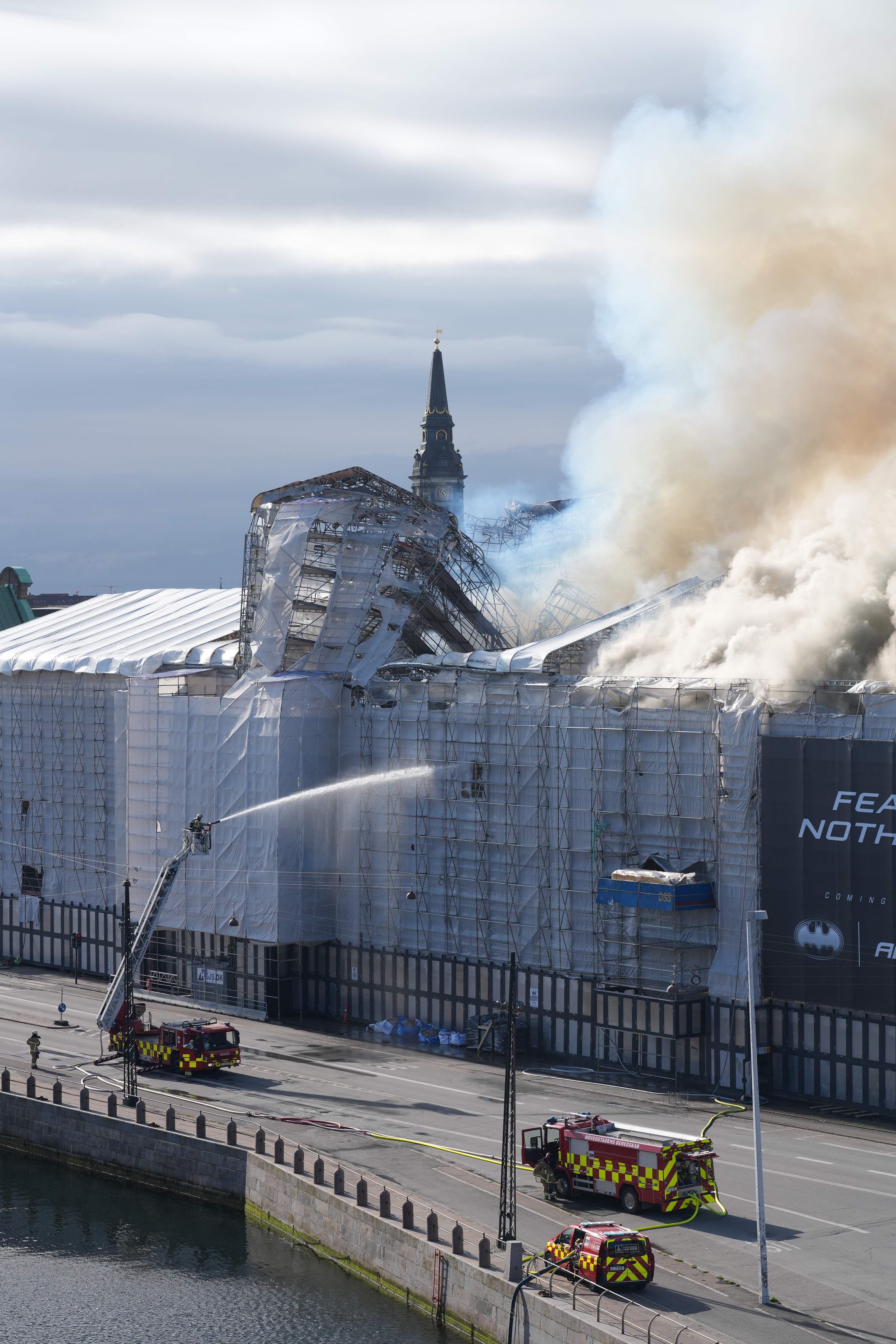 Fire at 17th-century Old Stock Exchange in Denmark - pennlive.com
