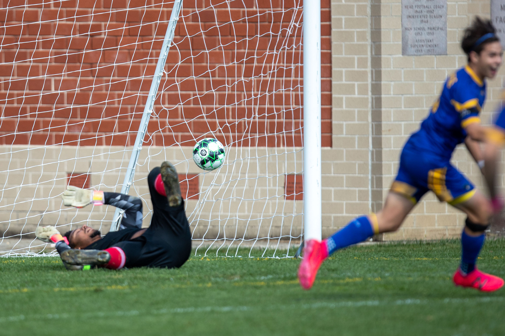 Middletown and Susquehanna Township plays to a 1-1 soccer tie in 2OTs ...