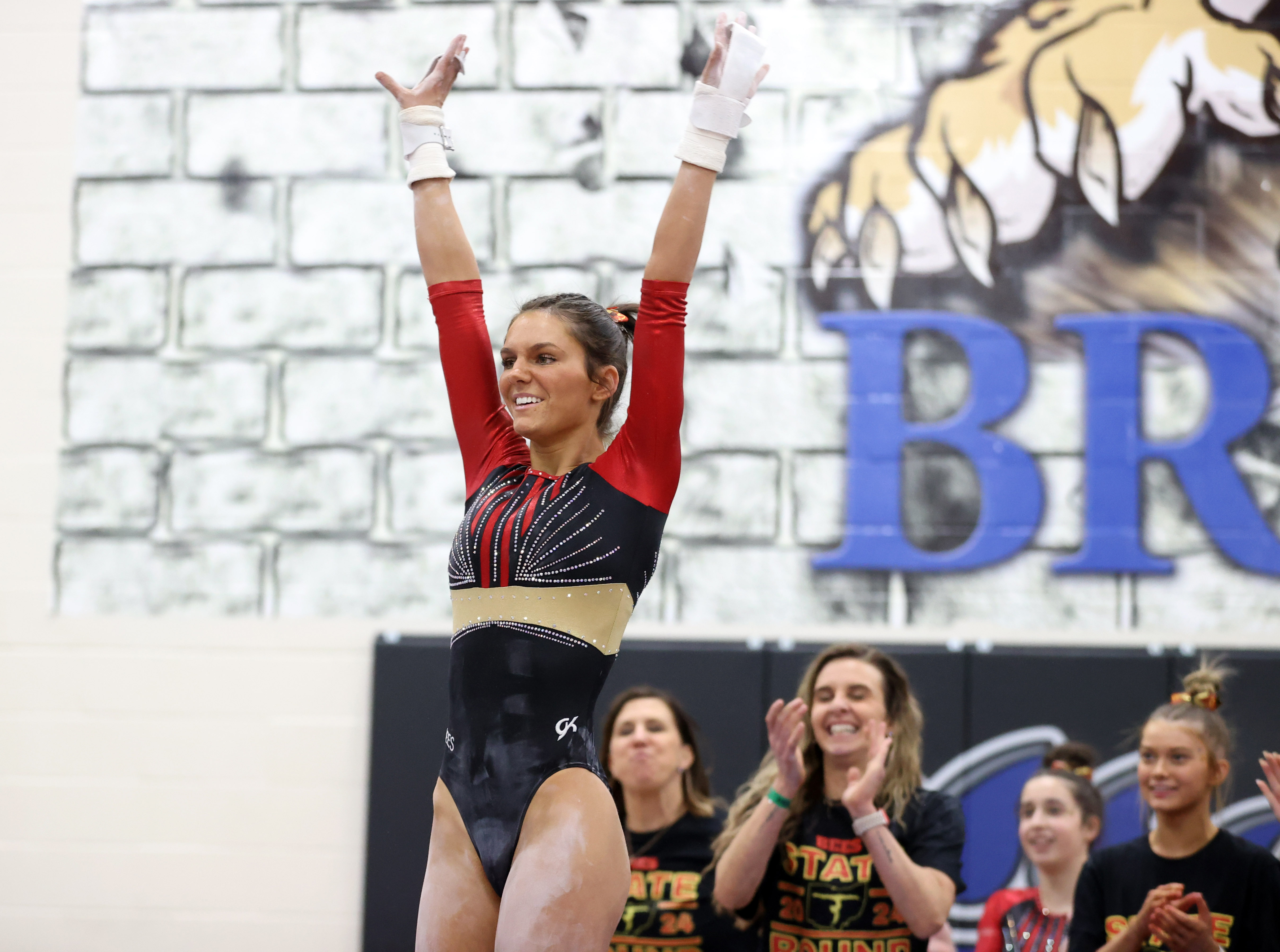Dramatic finish to the 2024 OHSAA state gymnastics championship as Bees ...