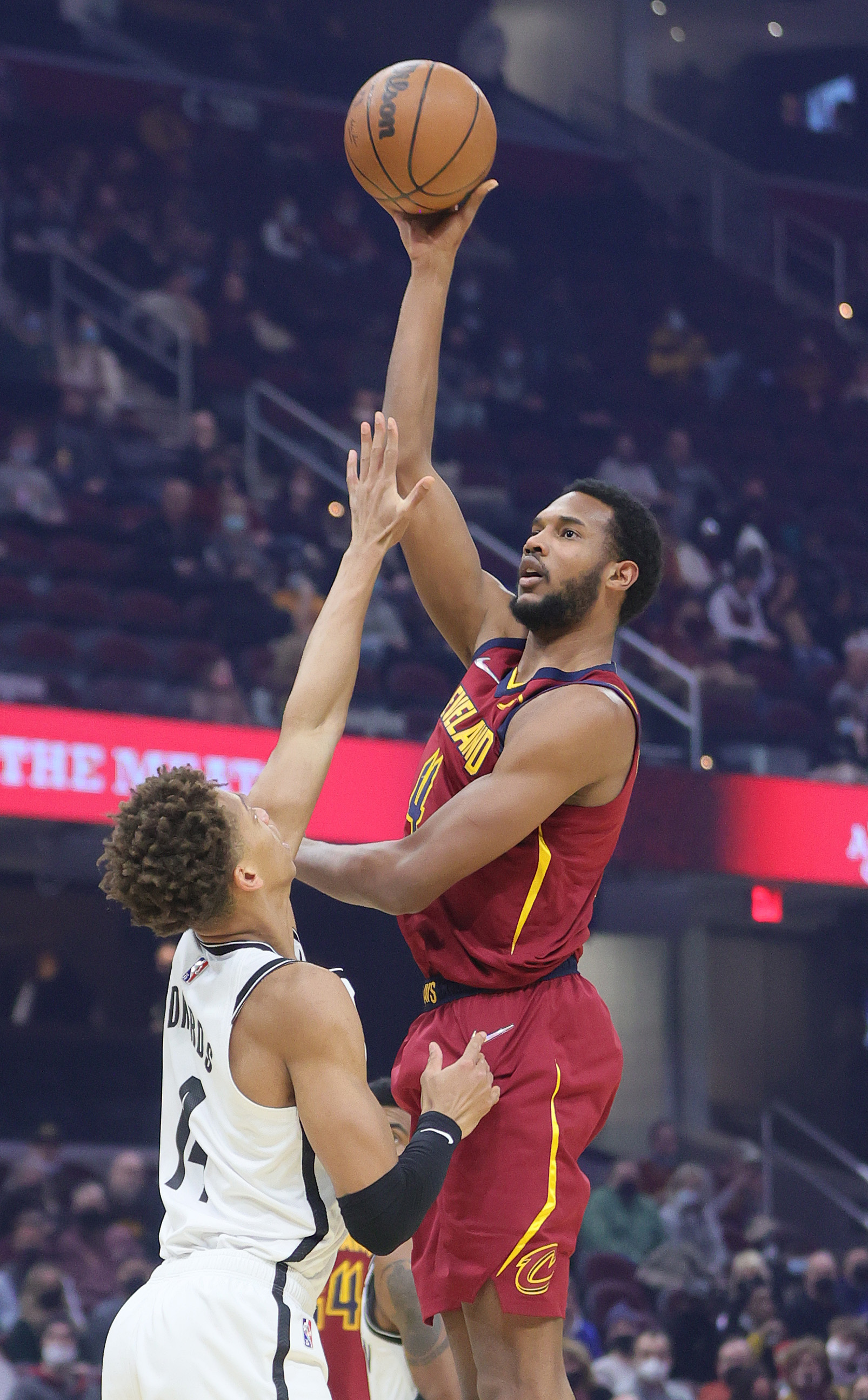 Cleveland Cavaliers center Evan Mobley, 2021-2022 - cleveland.com