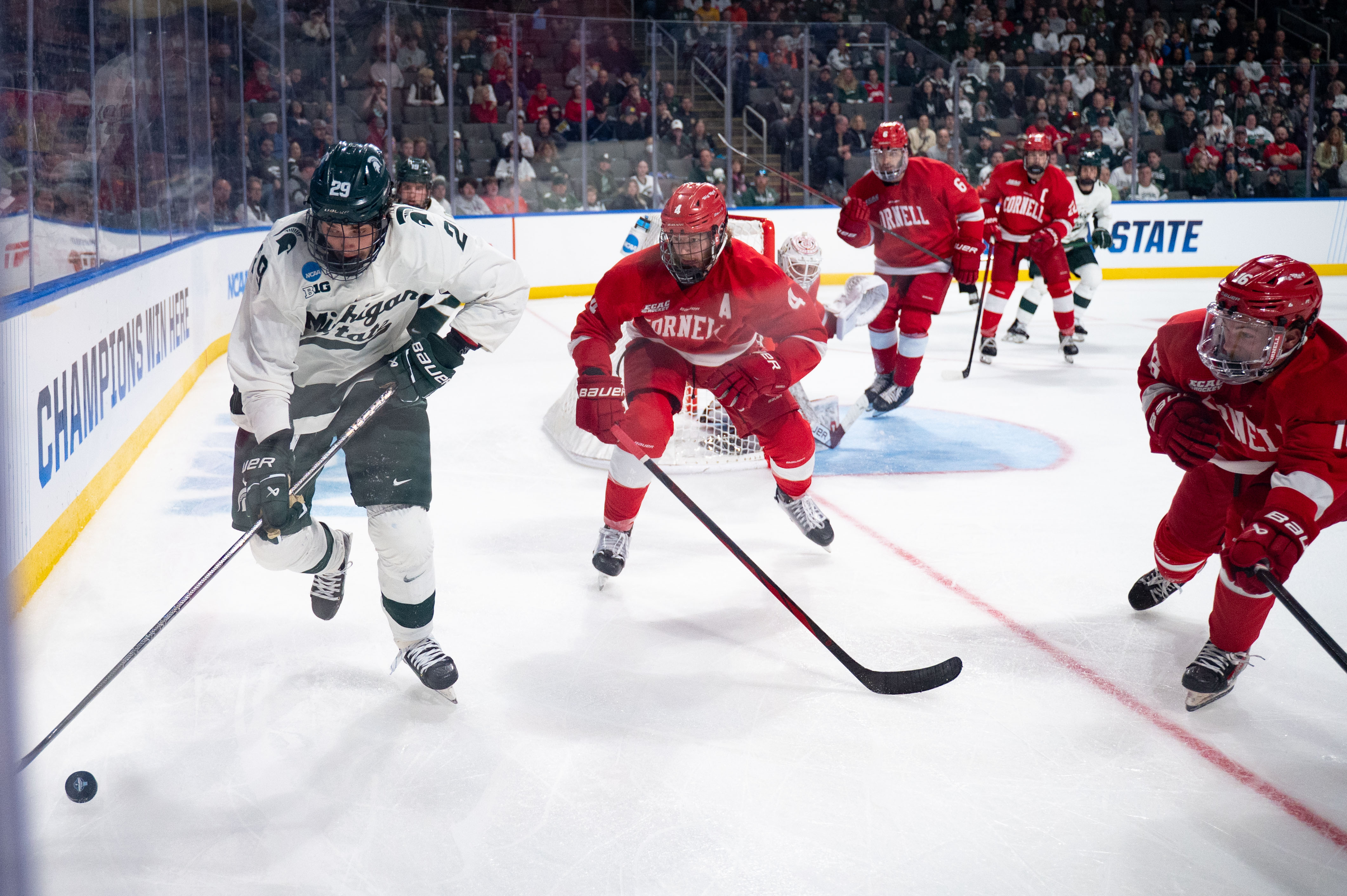 Michigan State battles Cornell in the NCAA hockey regional tournament - mlive.com