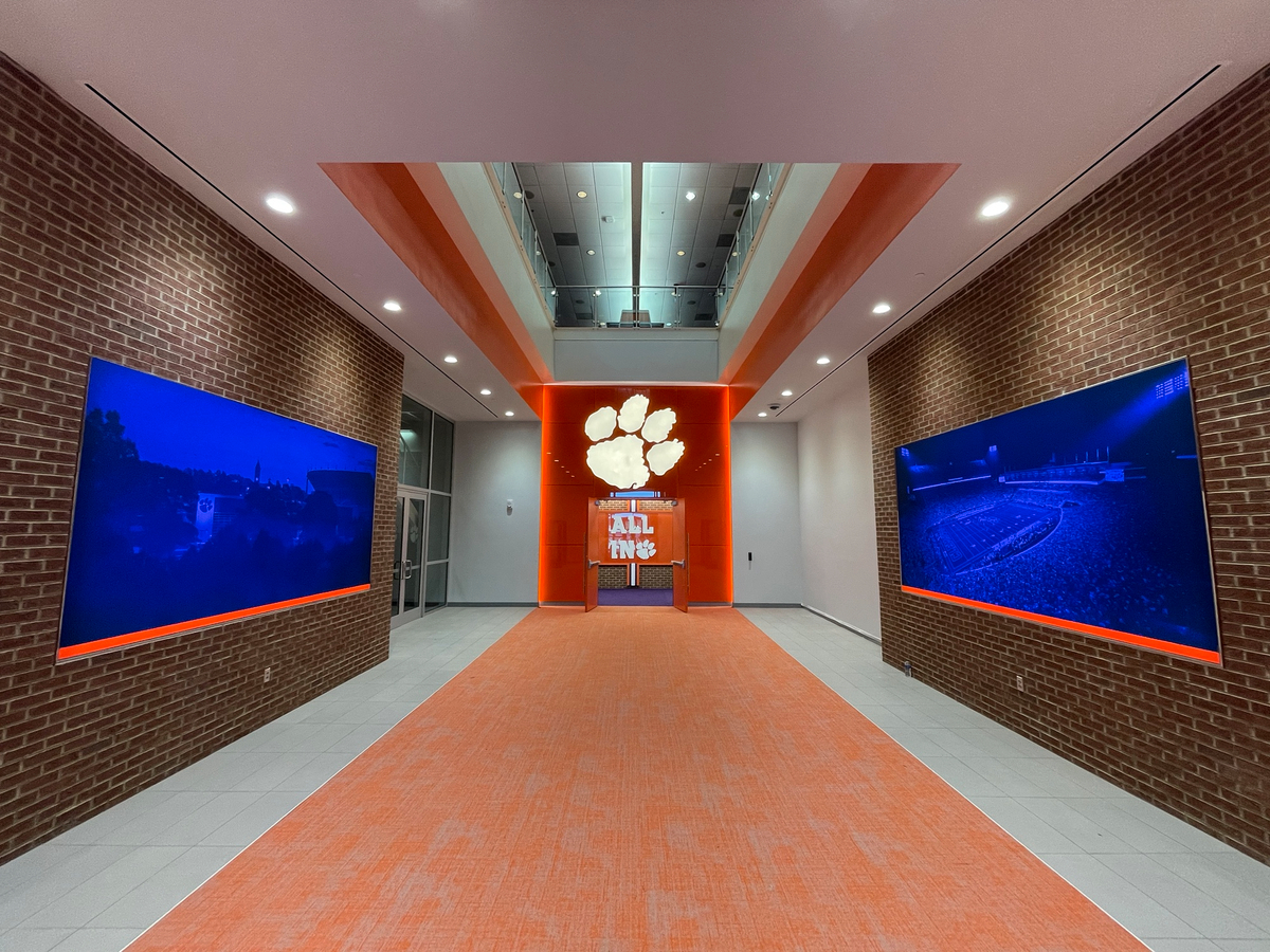 Clemson locker room - al.com