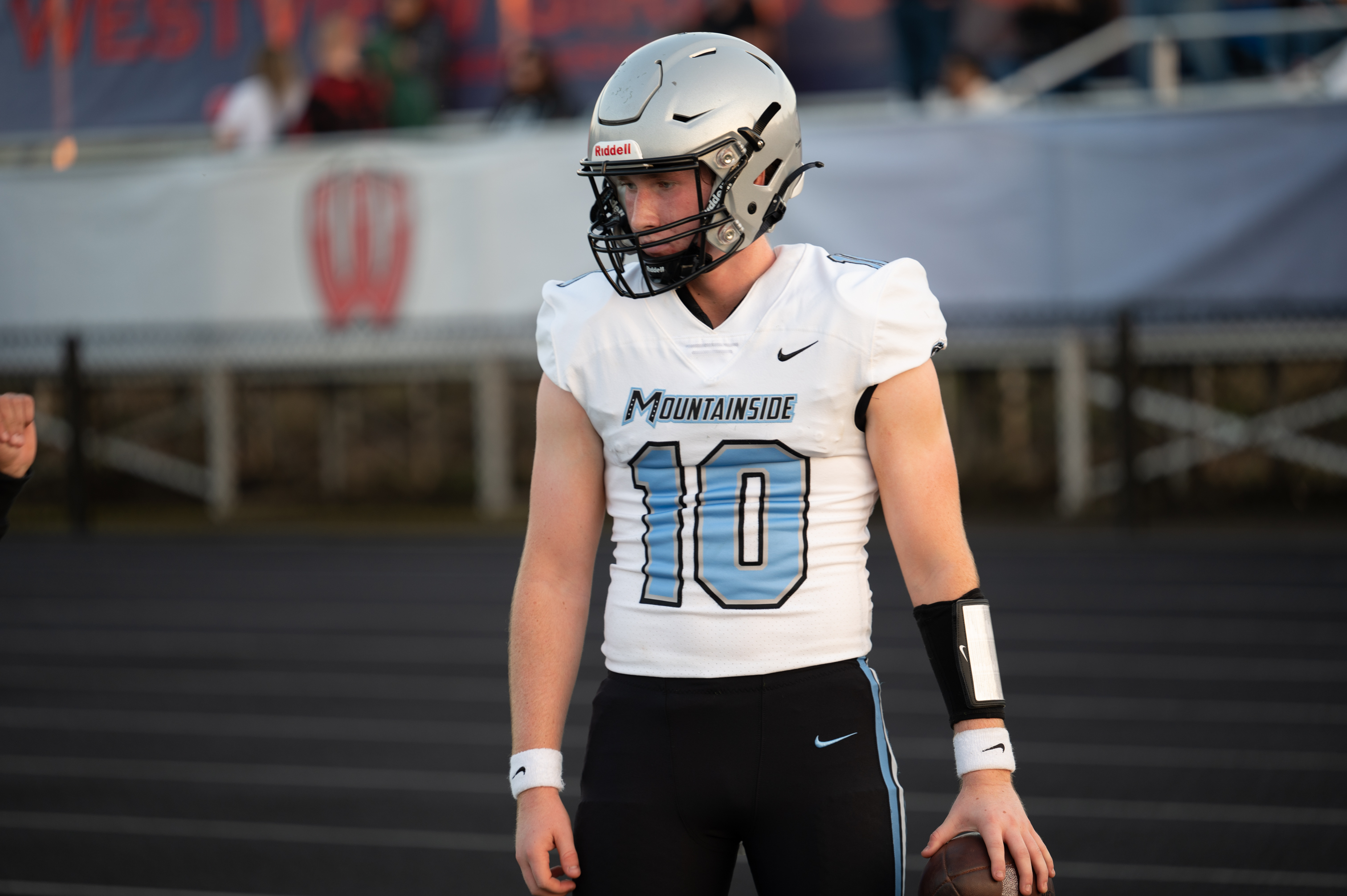 Mountainside Mavericks vs Westview Wildcats football - oregonlive.com