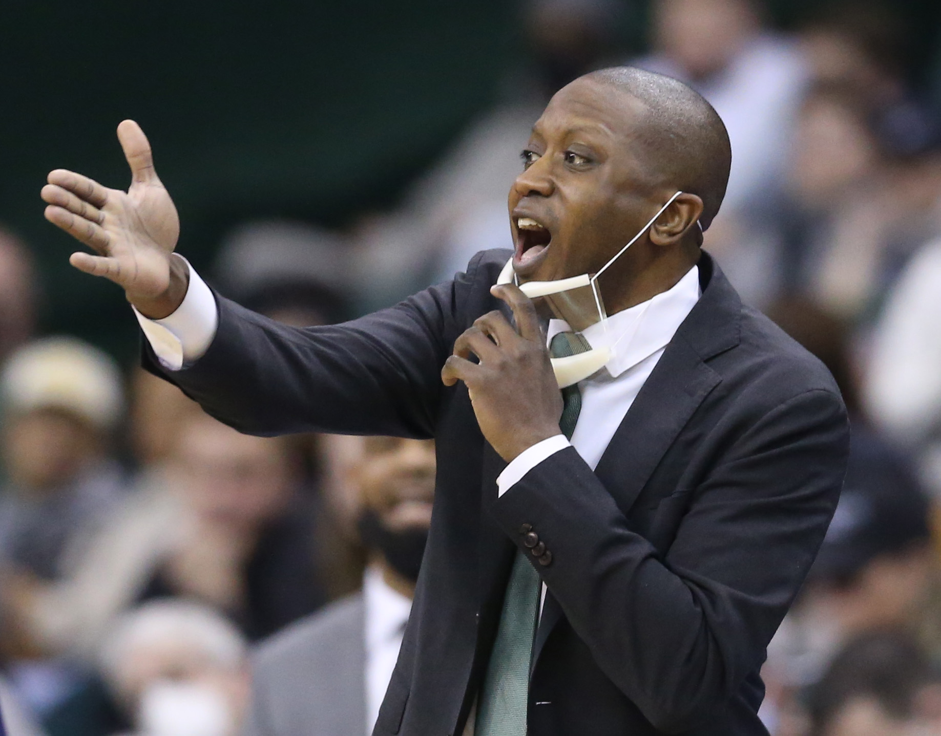 Cleveland State vs. Robert Morris Colonials in Horizon League ...