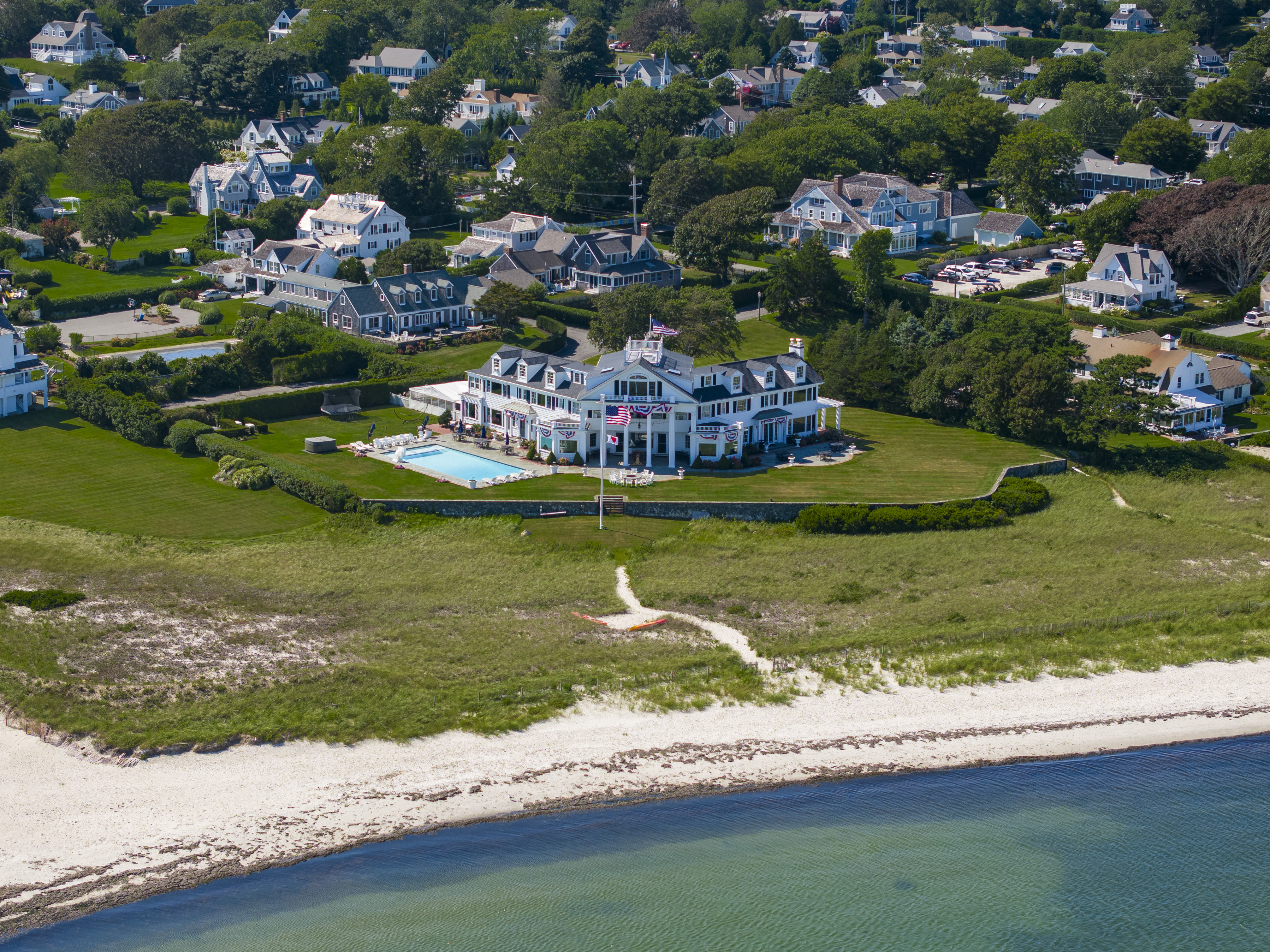 Cape Cod mansion next to Kennedy Compound - masslive.com