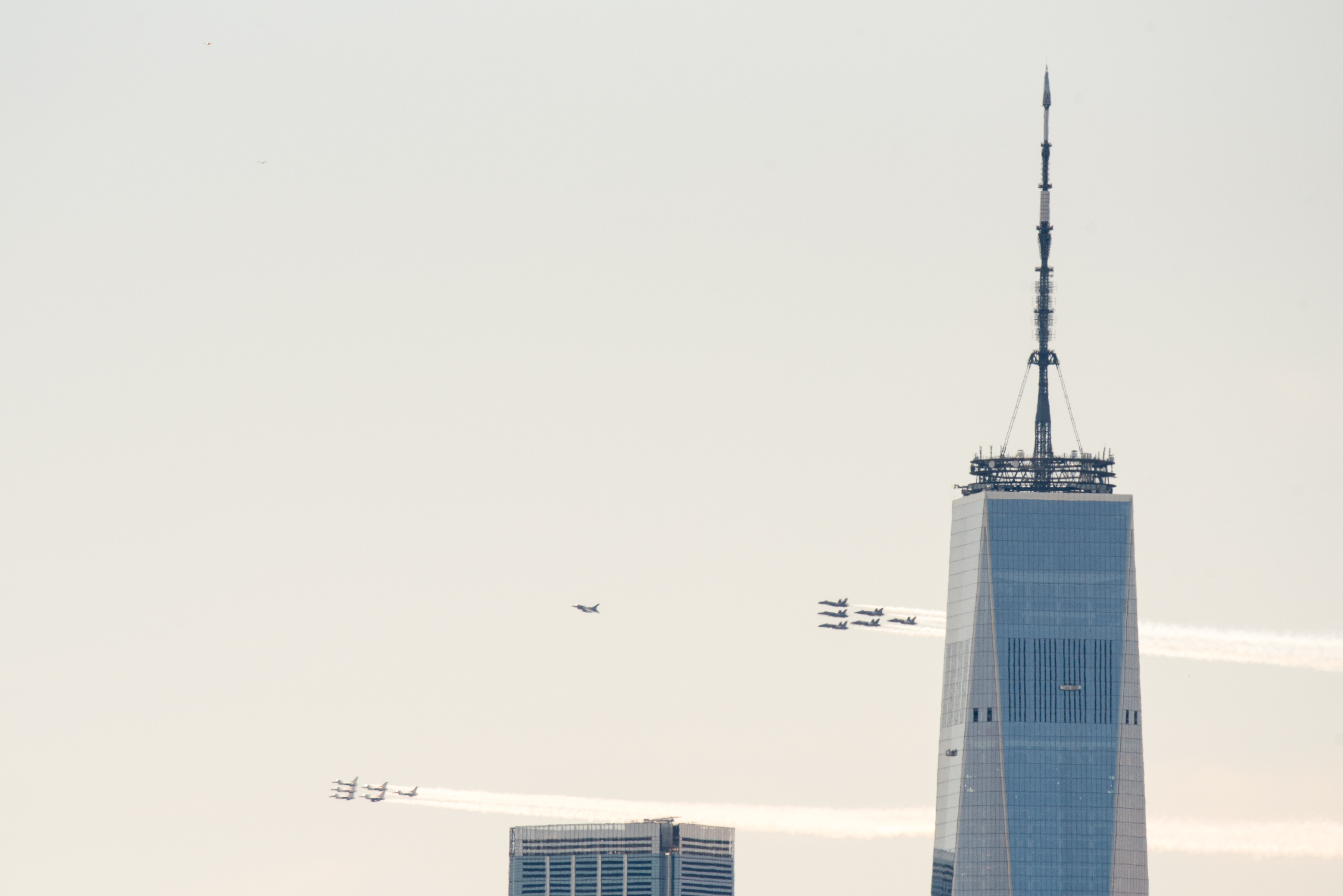 Thunderbirds, Blue Angels fly over NY and NJ to salute coronavirus ...