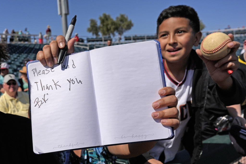 Cleveland Guardians vs. Seattle Mariners in preason game, March 5, 2024 ...