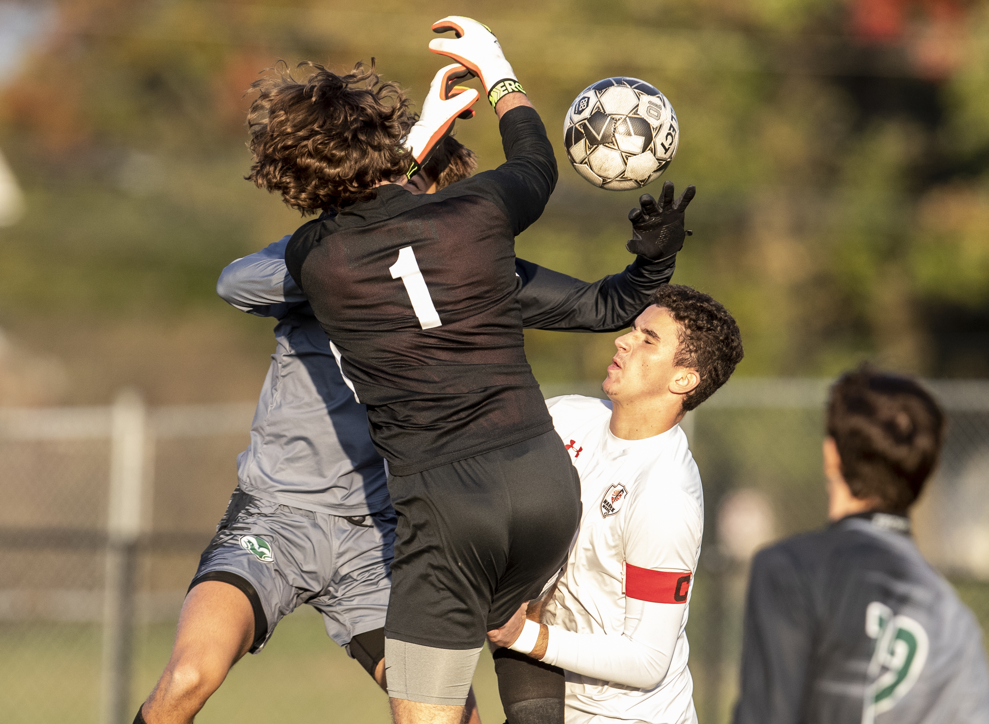 Central Dauphin vs Warwick in their District 3 AAAA boys soccer playoff ...