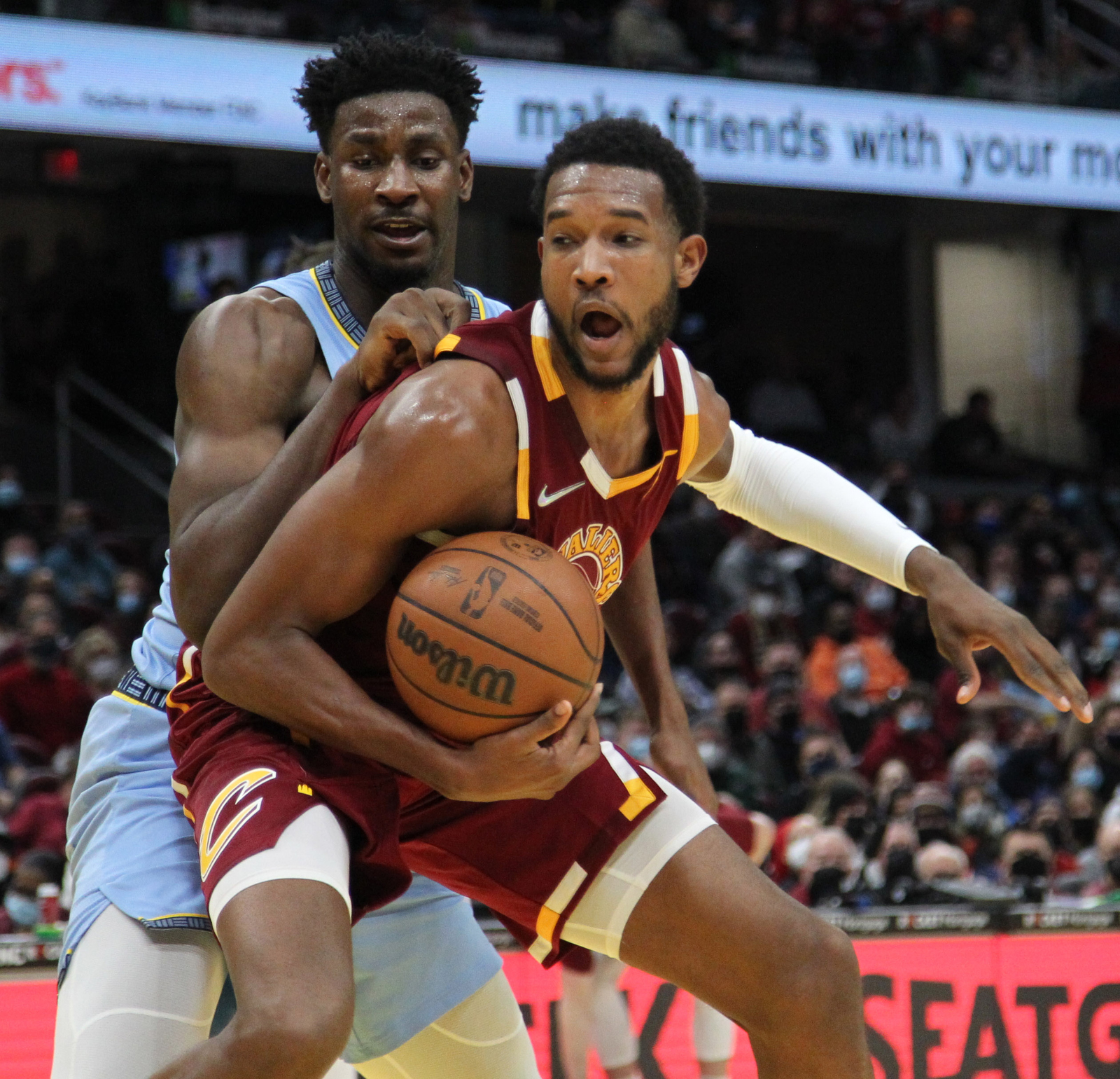 Cleveland Cavaliers center Evan Mobley, 2021-2022 - cleveland.com